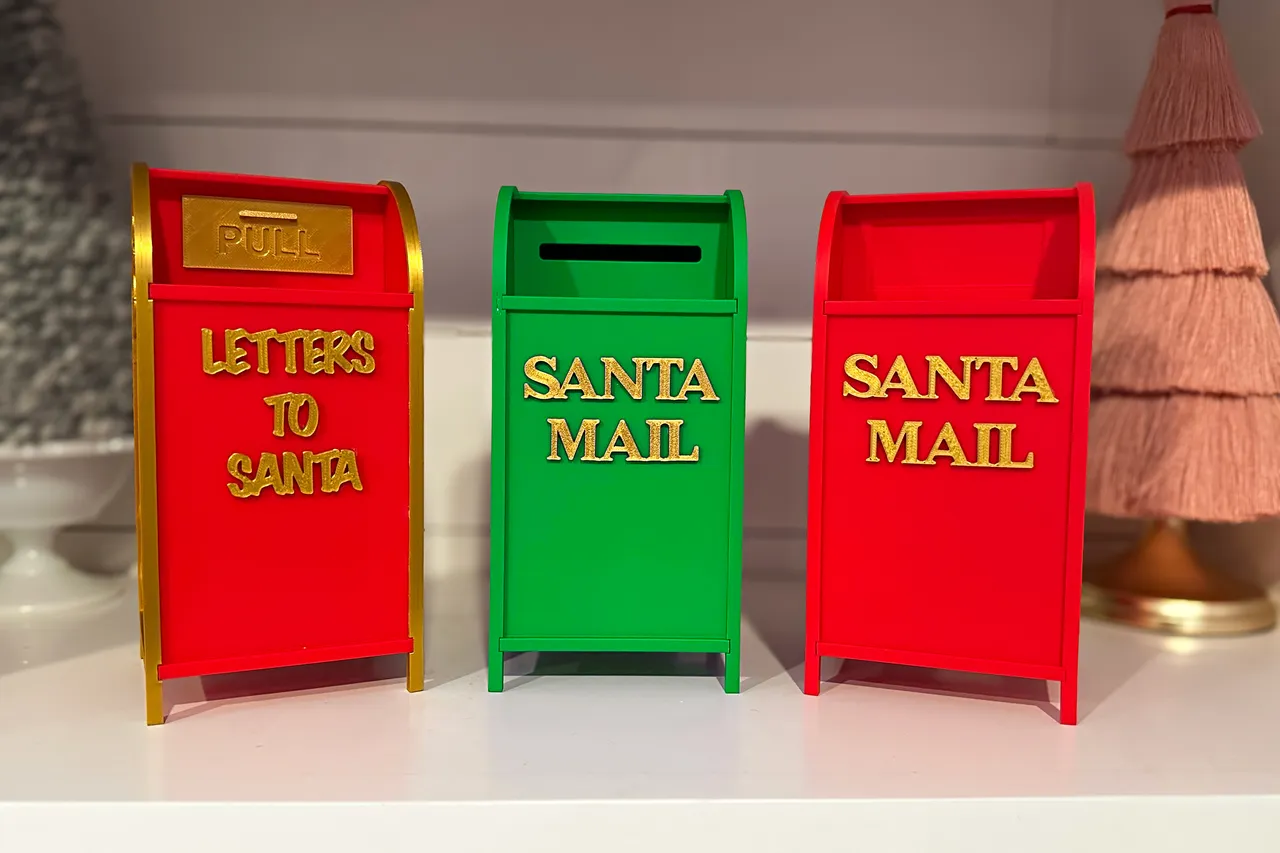 Santa Mailbox (with functional door) by Doug Kremer | Download free STL ...
