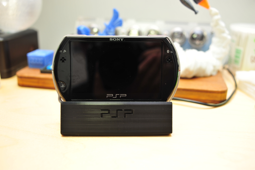 PSP GO stand by David_liao | Download free STL model | Printables.com