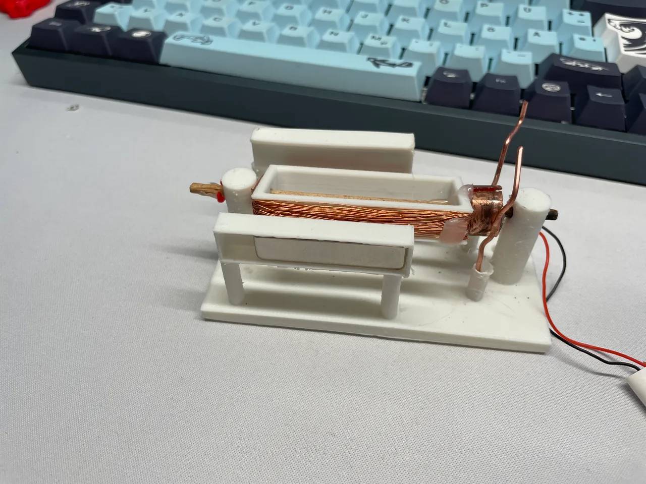 Electric motor by Vinci | Download free STL model | Printables.com