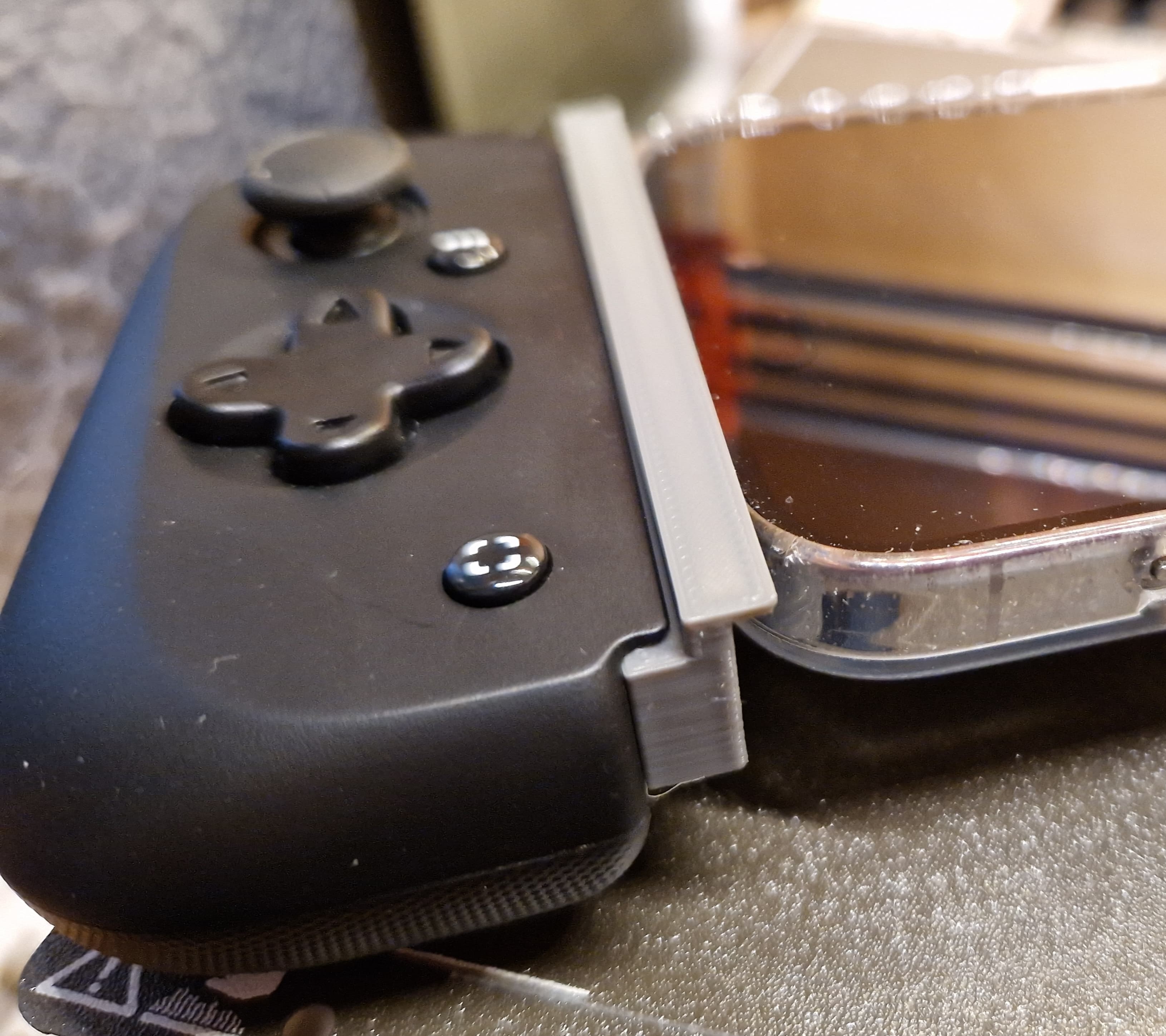 Razer Kishi V2 IPhone 14 Pro with case Adapter by XenoBlaster ...