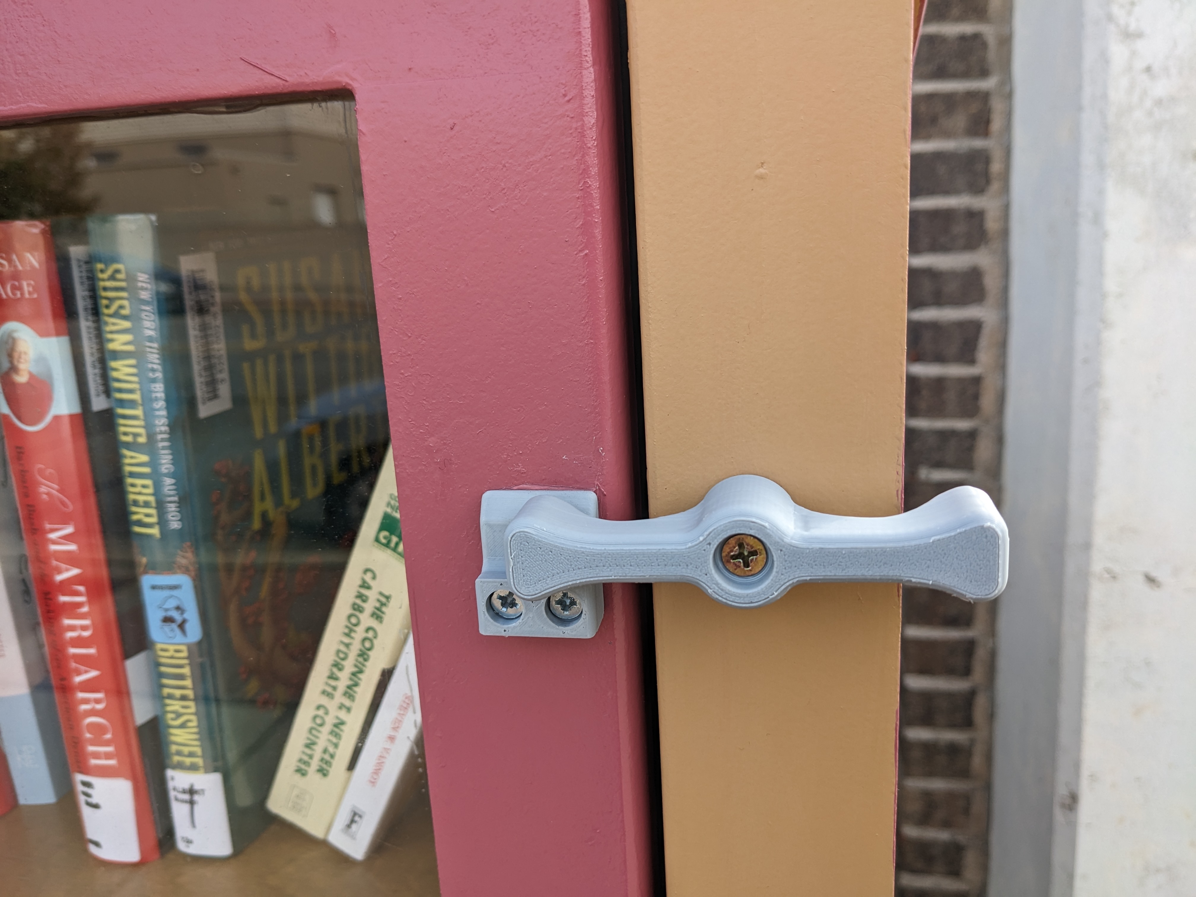 Latch for Sharing Library or Cabinet by Slotracer | Download free STL ...