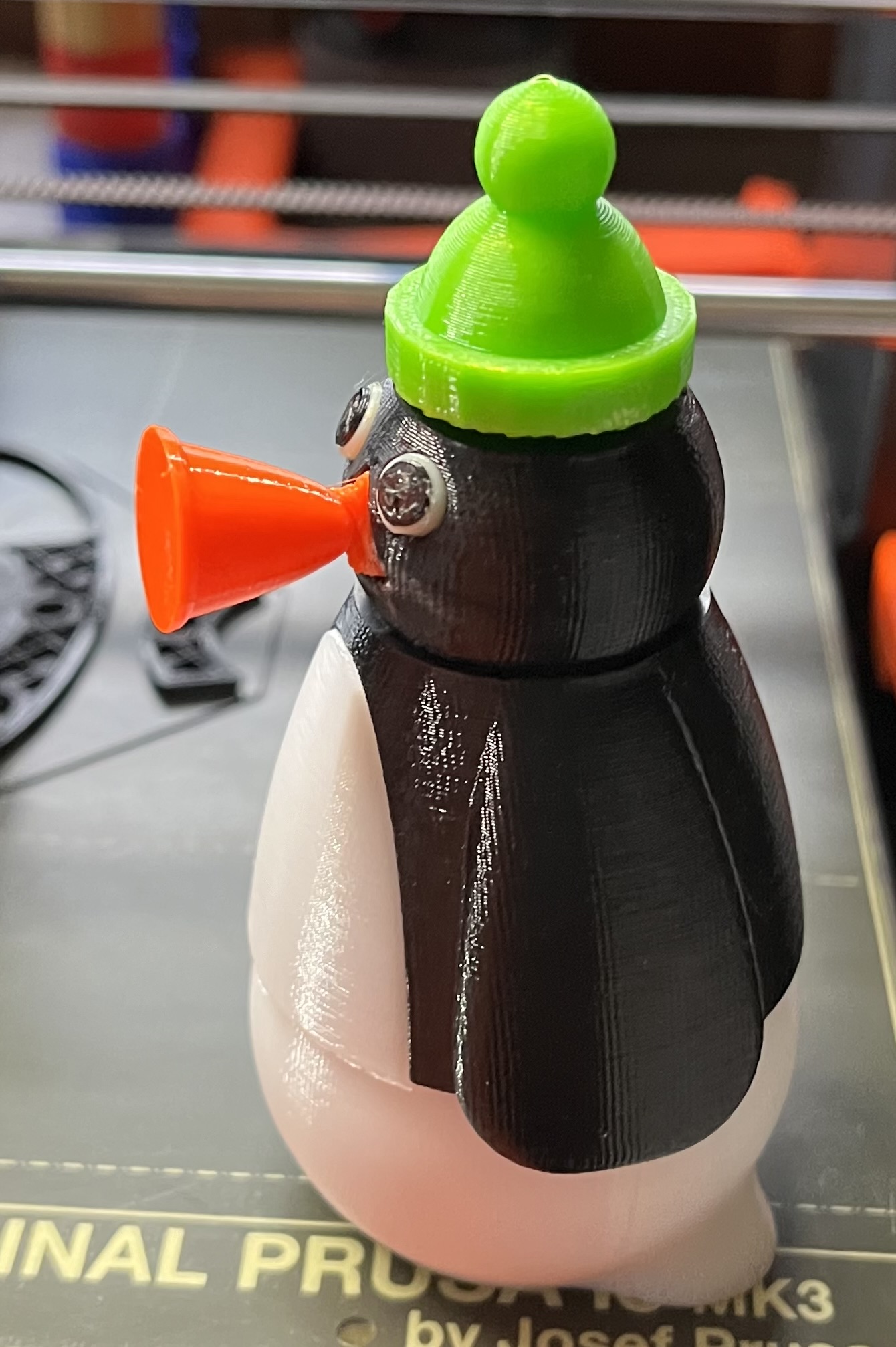 pingu noot and hat by Chris Inguelph | Download free STL model ...