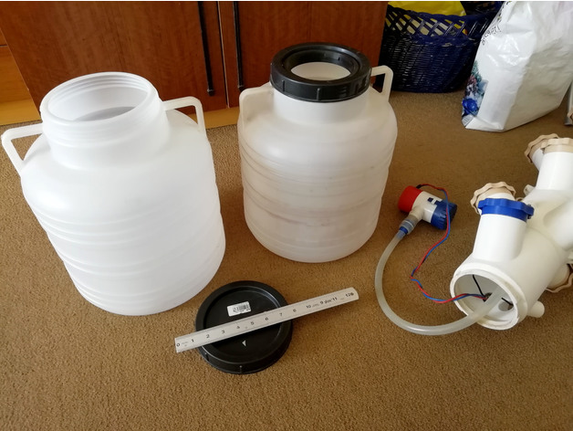 Modular Hydroponic Tower Garden by chrisebryan | Download free STL ...