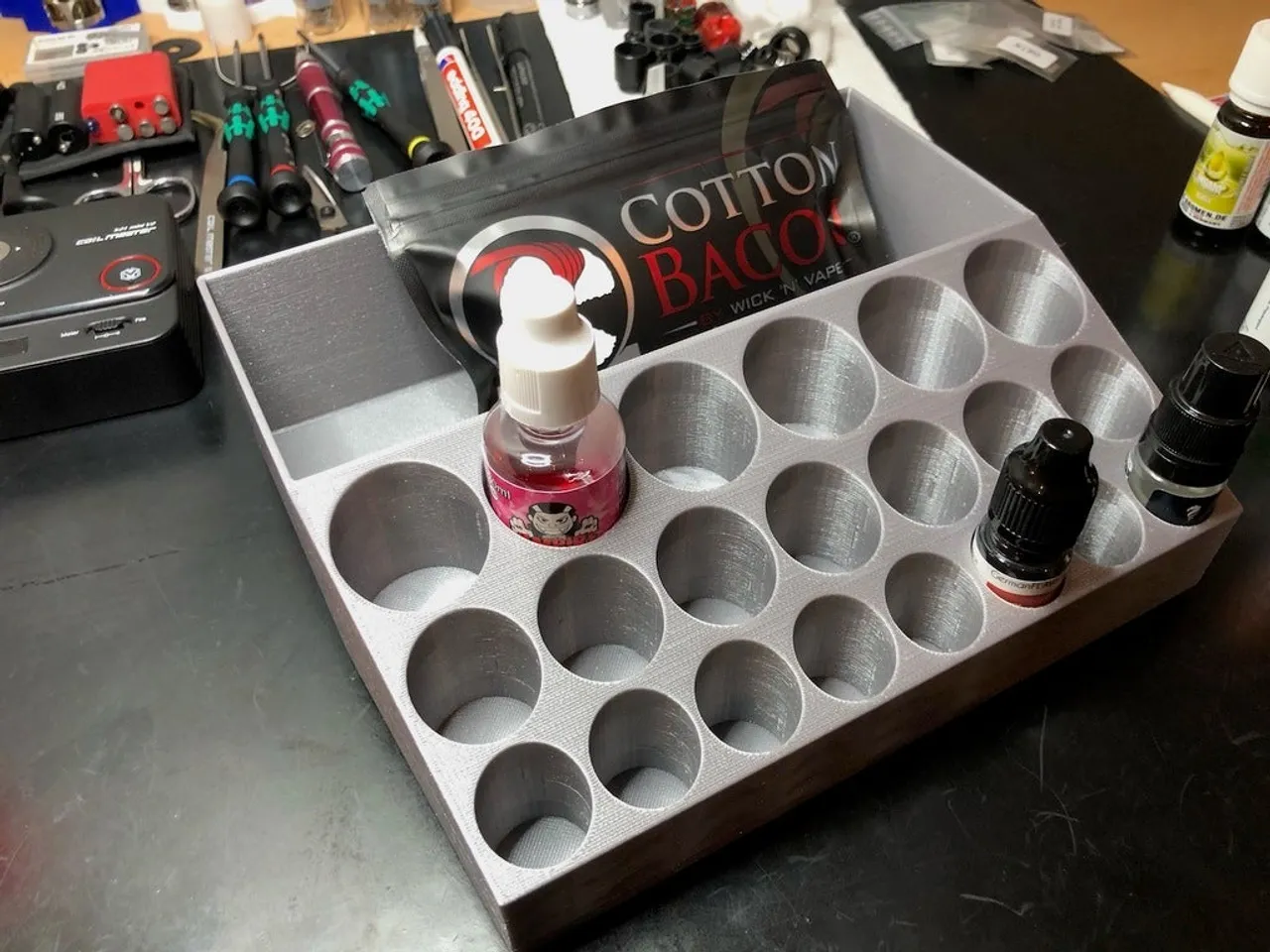 Liquid stand by Stucki | Download free STL model | Printables.com