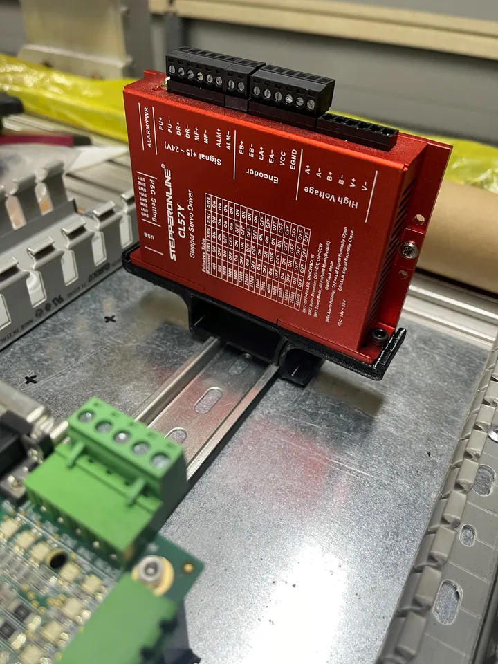 CL57Y Stepper Driver DIN Rail Mount by Sirhaxxalot | Download free STL ...