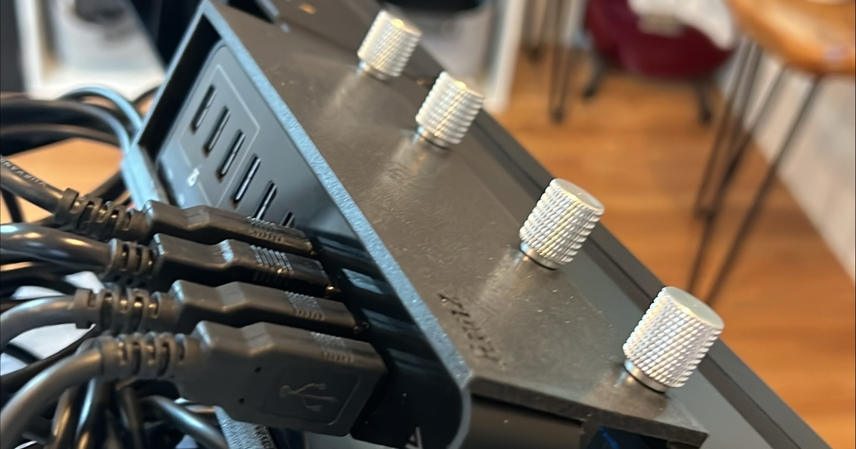 Anker Usb Hub Mount To Logitech G Instrument Panel By Josephschafer Download Free Stl Model