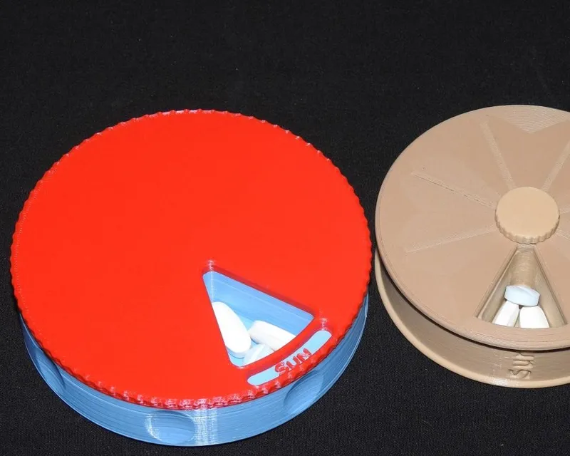 Weekly Pill Box by SteveS42 | Download free STL model | Printables.com