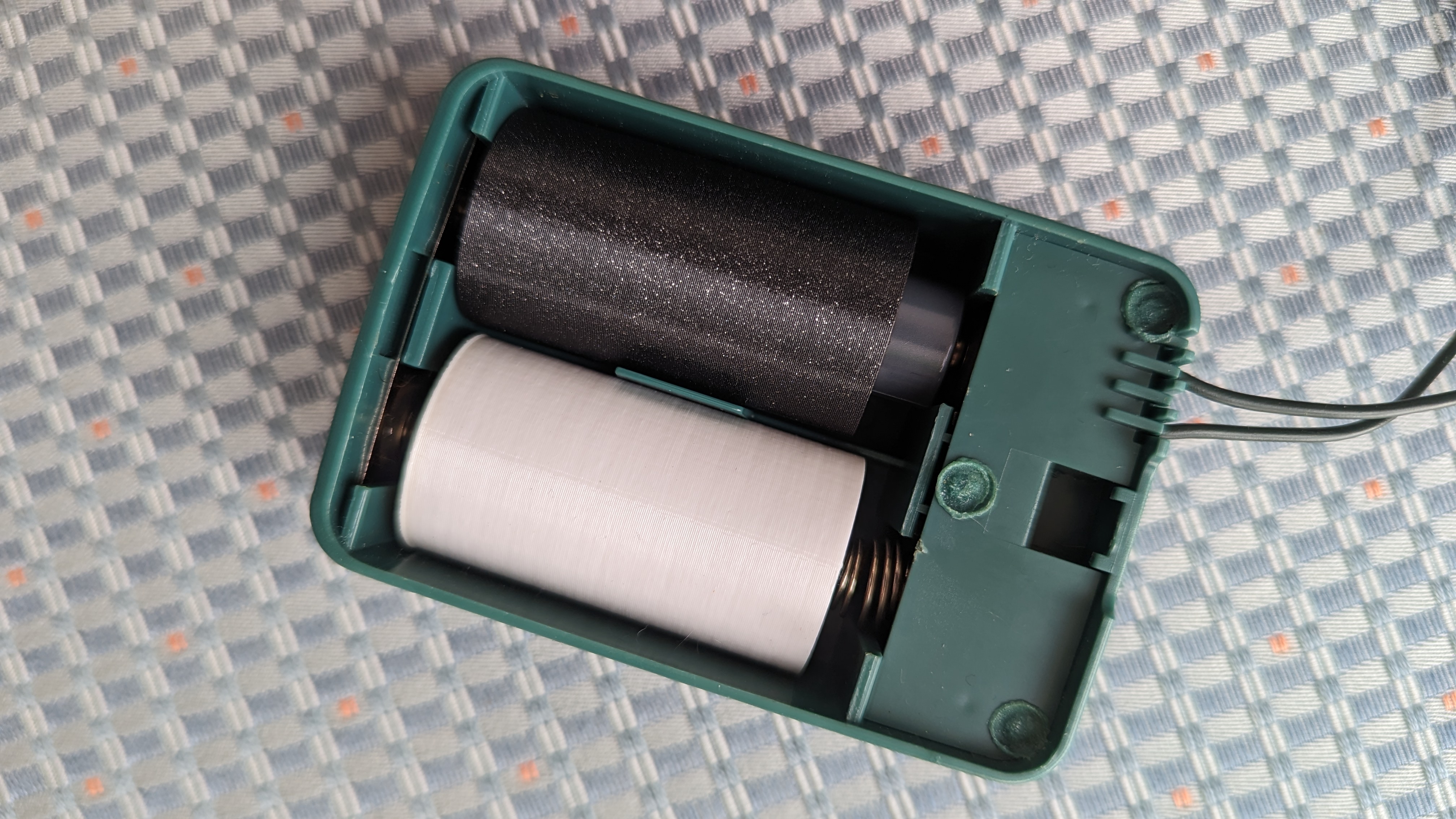 Basic AA to C Battery Adapter by Philippe Lacoude | Download free STL ...