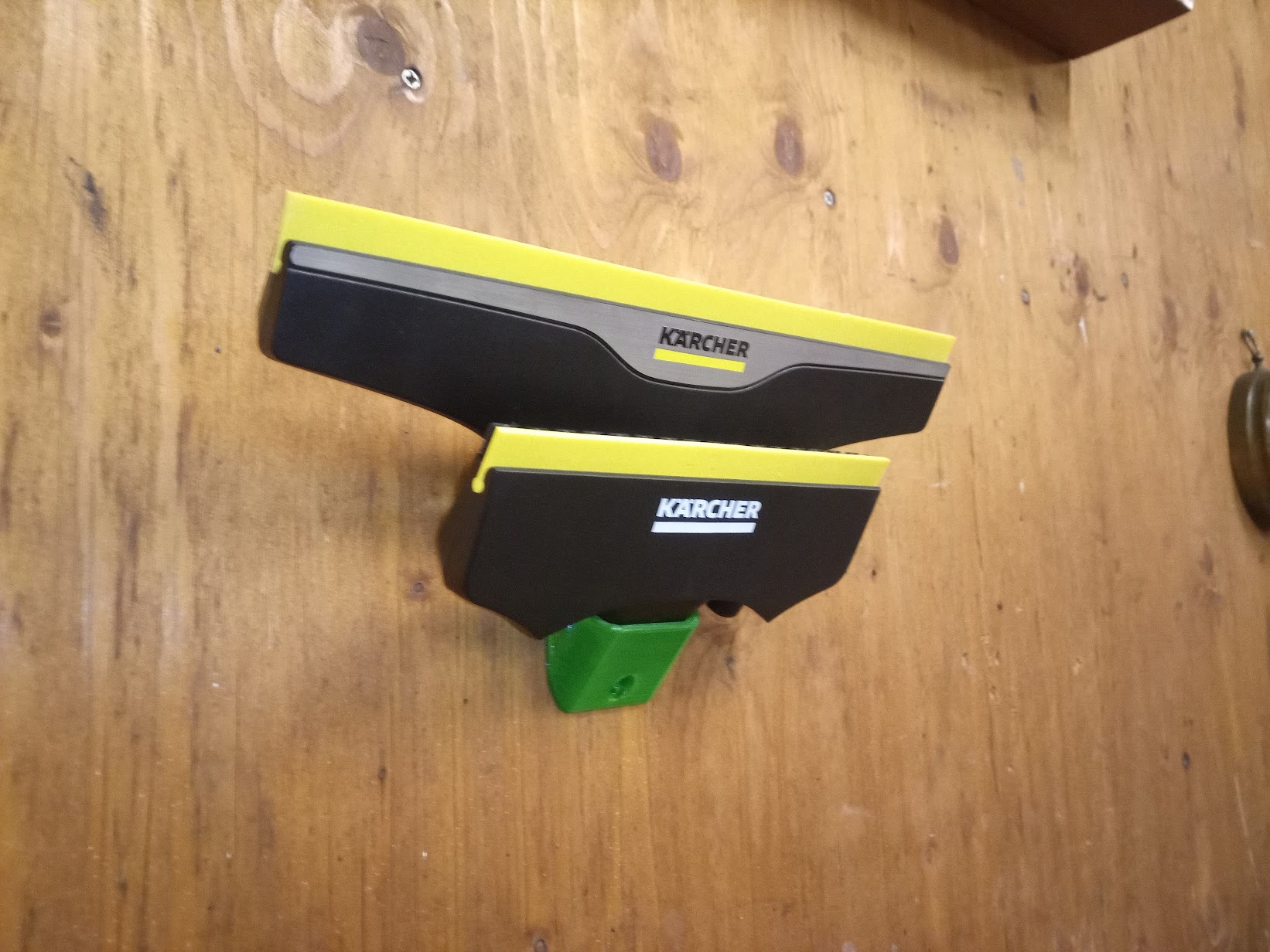 Kärcher WV2 wiper blade wall mount by Hzon 3D | Download free STL model ...