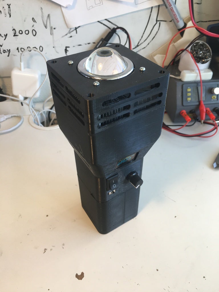 100W Flashlight by Lucasfrit | Download free STL model | Printables.com