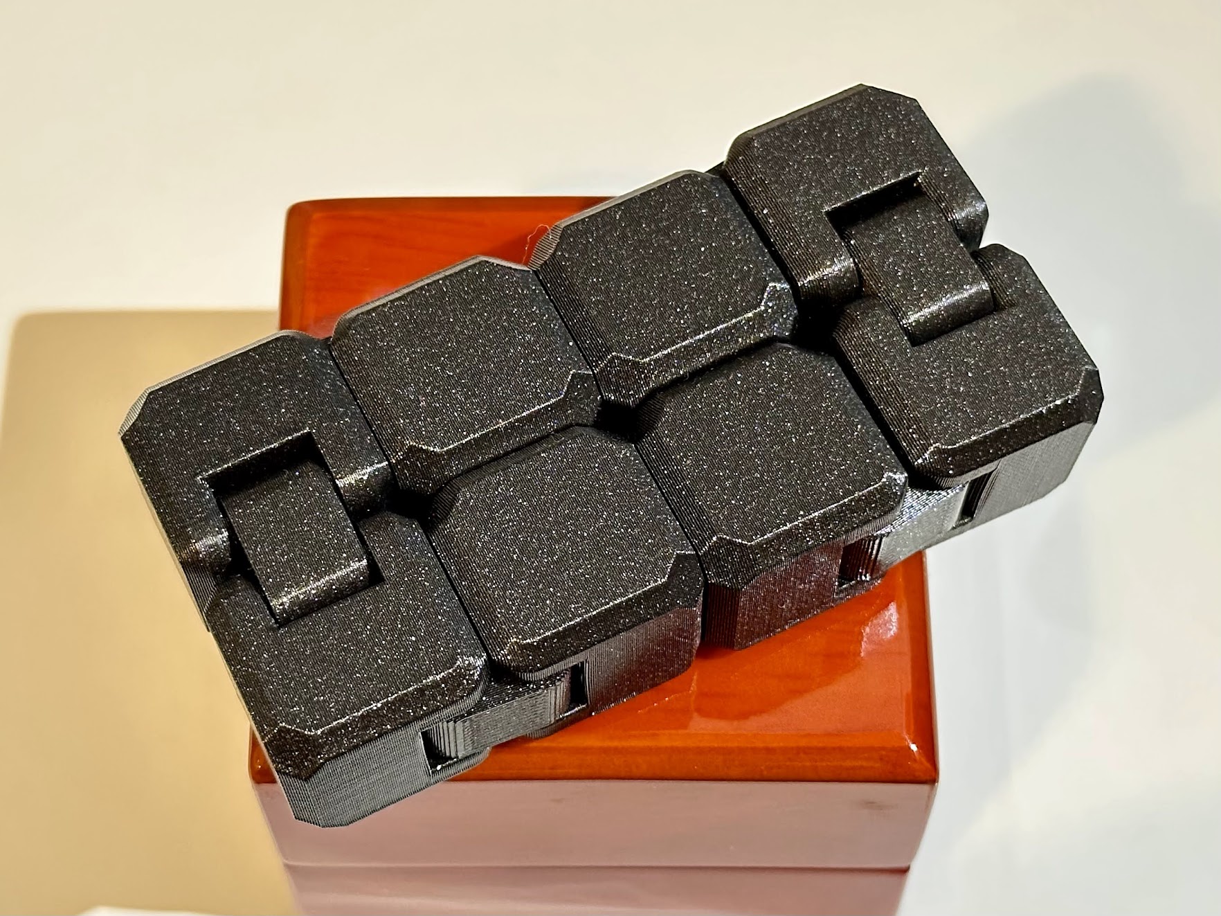 Textured Fidget Infinity Cube: Angled Pack von Austin Vojta ...