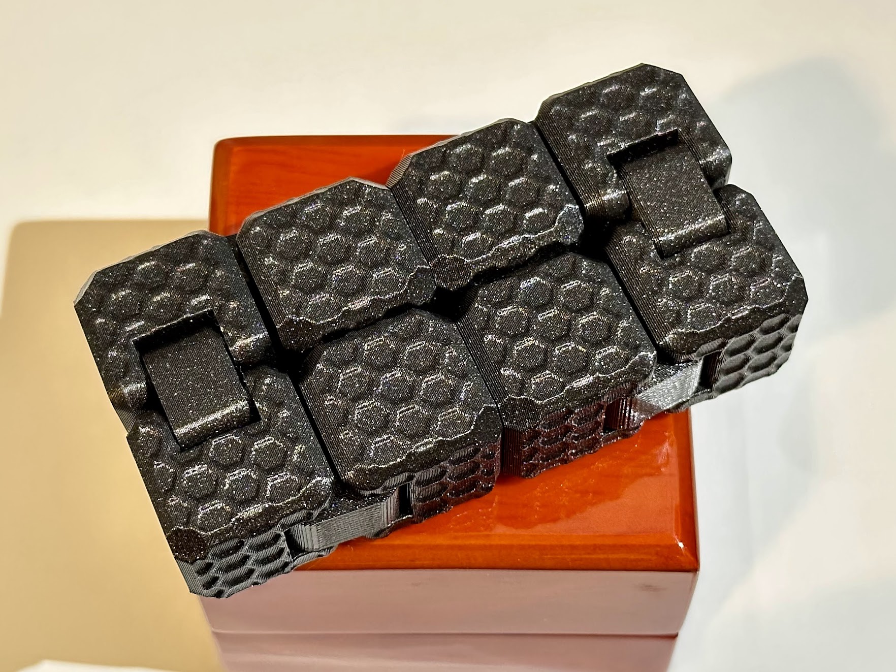 Textured Fidget Infinity Cube: Angled Pack von Austin Vojta ...