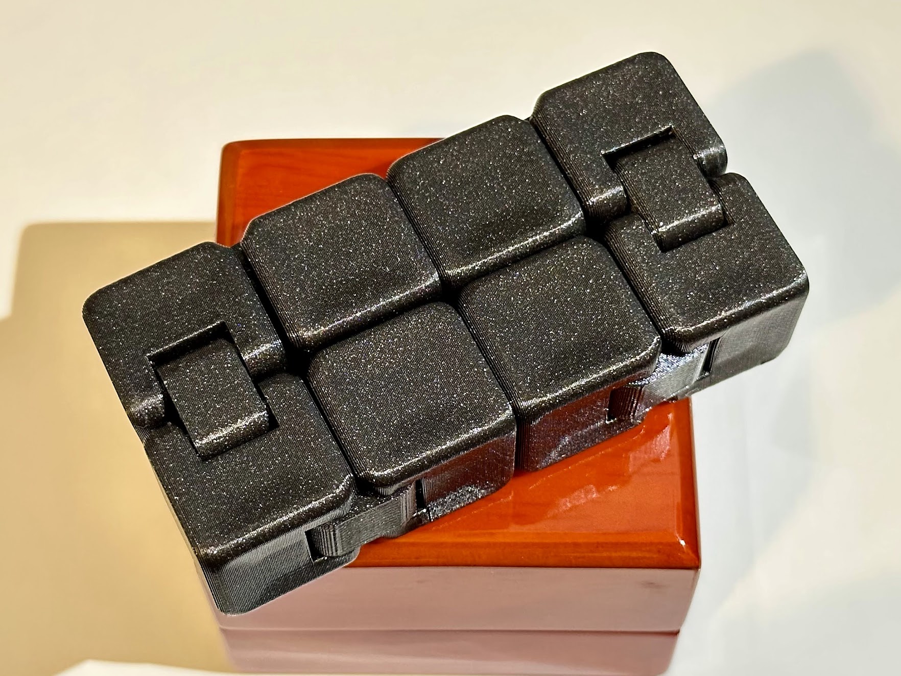 Textured Fidget Infinity Cube: Rounded Pack od autora Austin Vojta ...