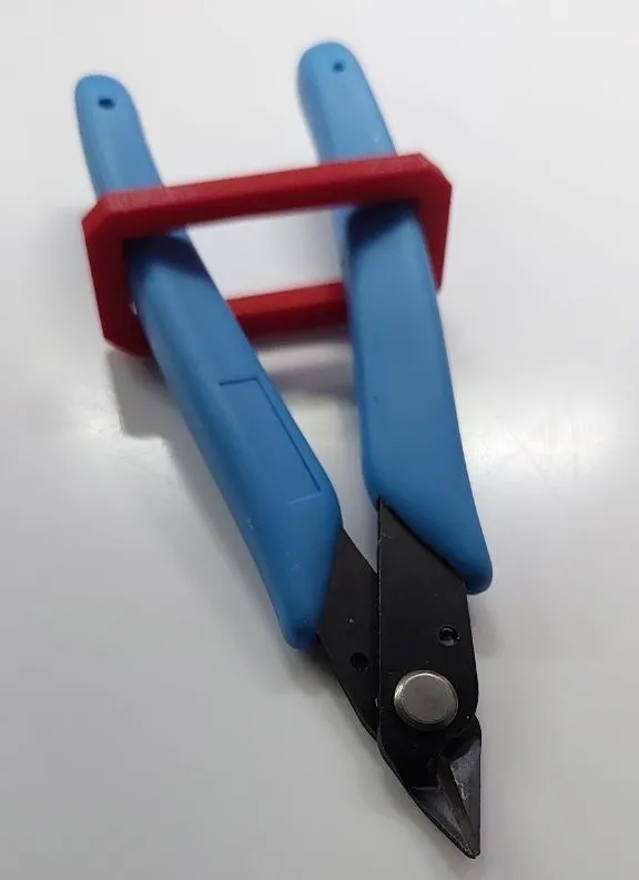 side cutter locker _ yan keski kilit by RissoRius | Download free STL ...