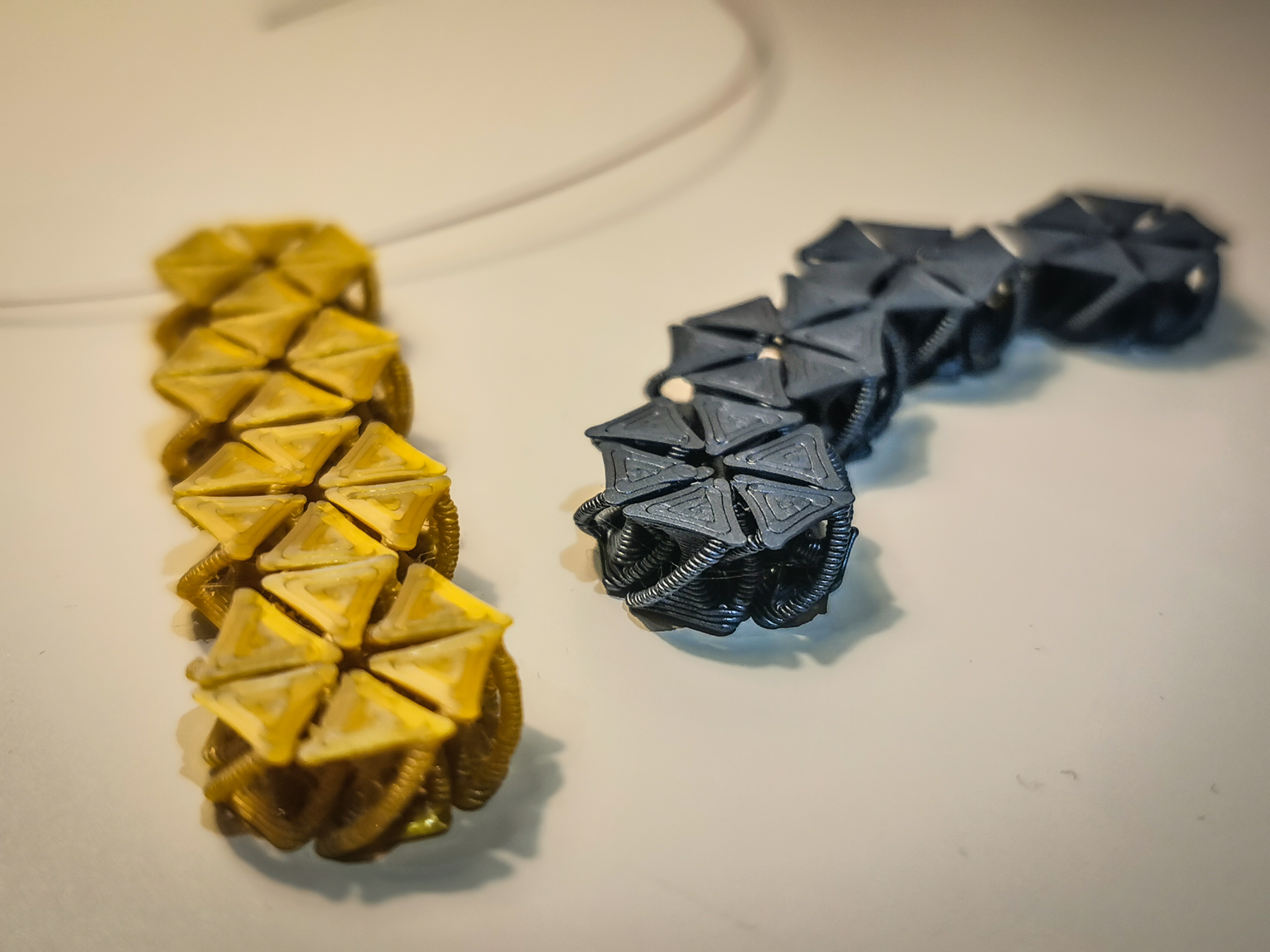Triangle Collier by Stefan Heer | Download free STL model | Printables.com