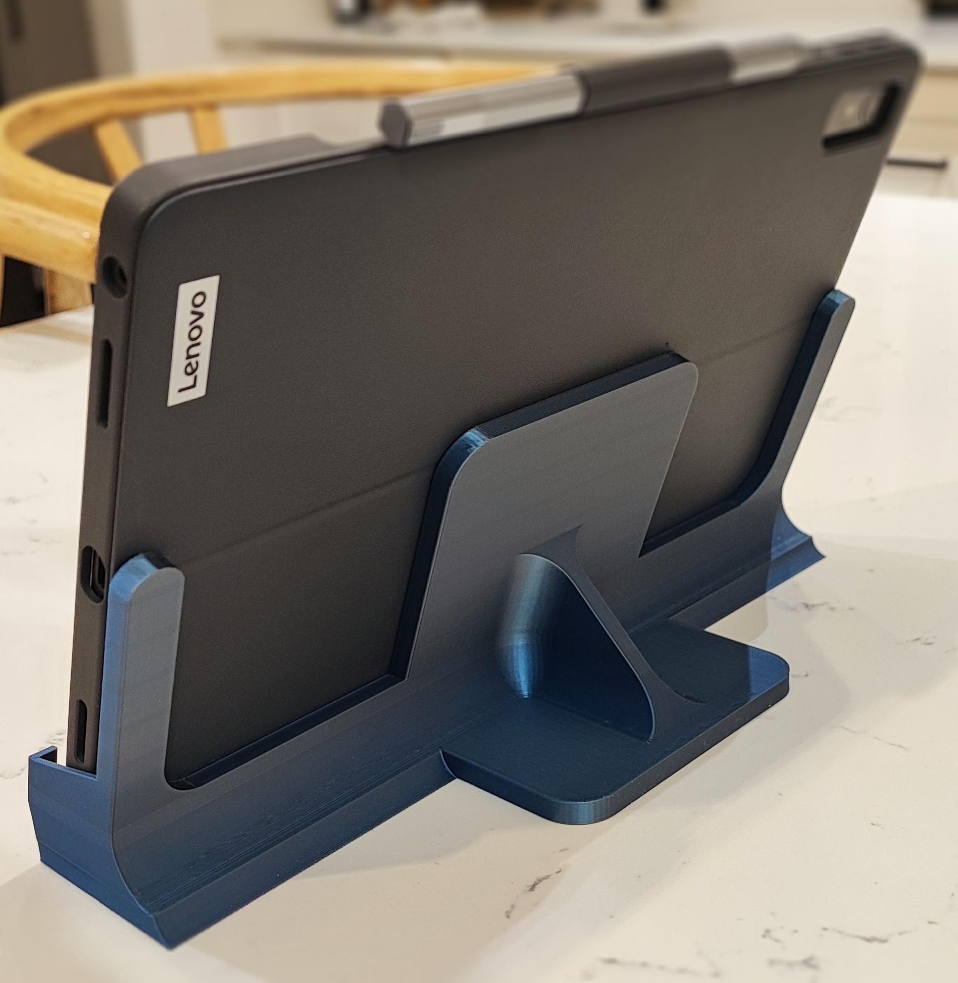 Tablet stand/holder with side grips by dbw_dad | Download free STL ...