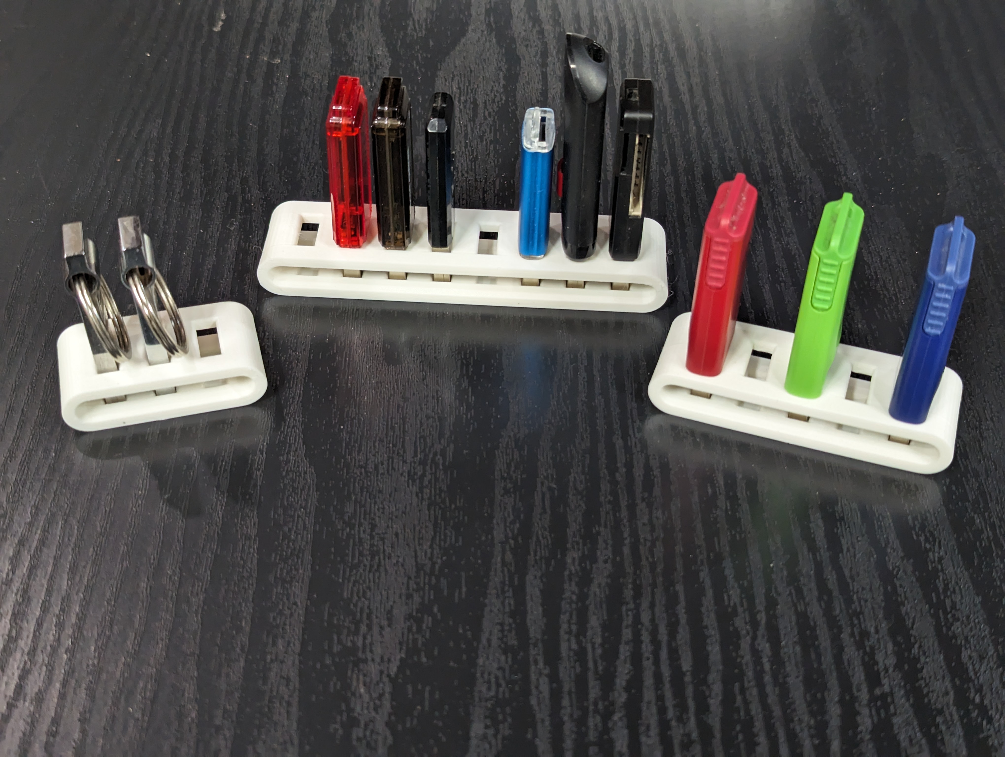 Retro Flash Drive Holders von JamesThePrinter | Printables Store