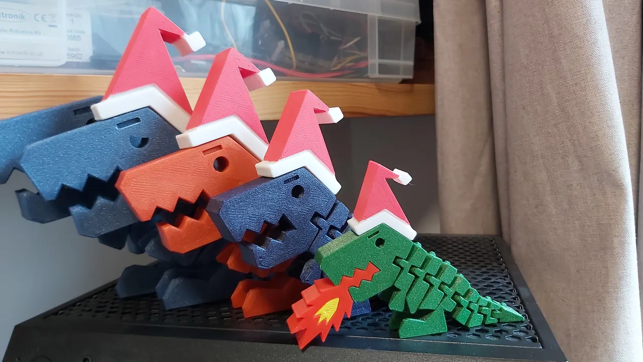 Flexi Rex Xmas Hat by MessyExtrude | Download free STL model ...
