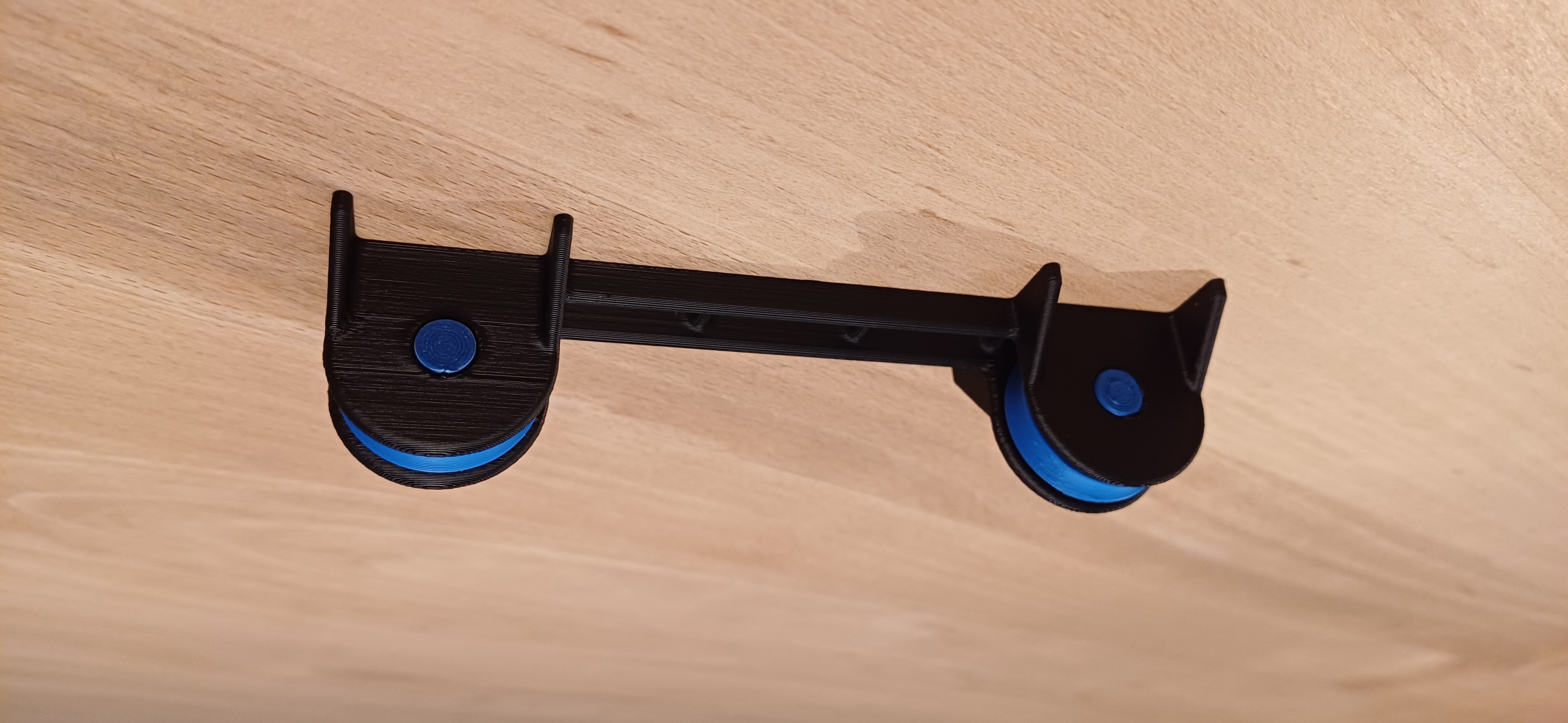 Yet another TUSH v2 - one piece with printed axles and spool guides by ...