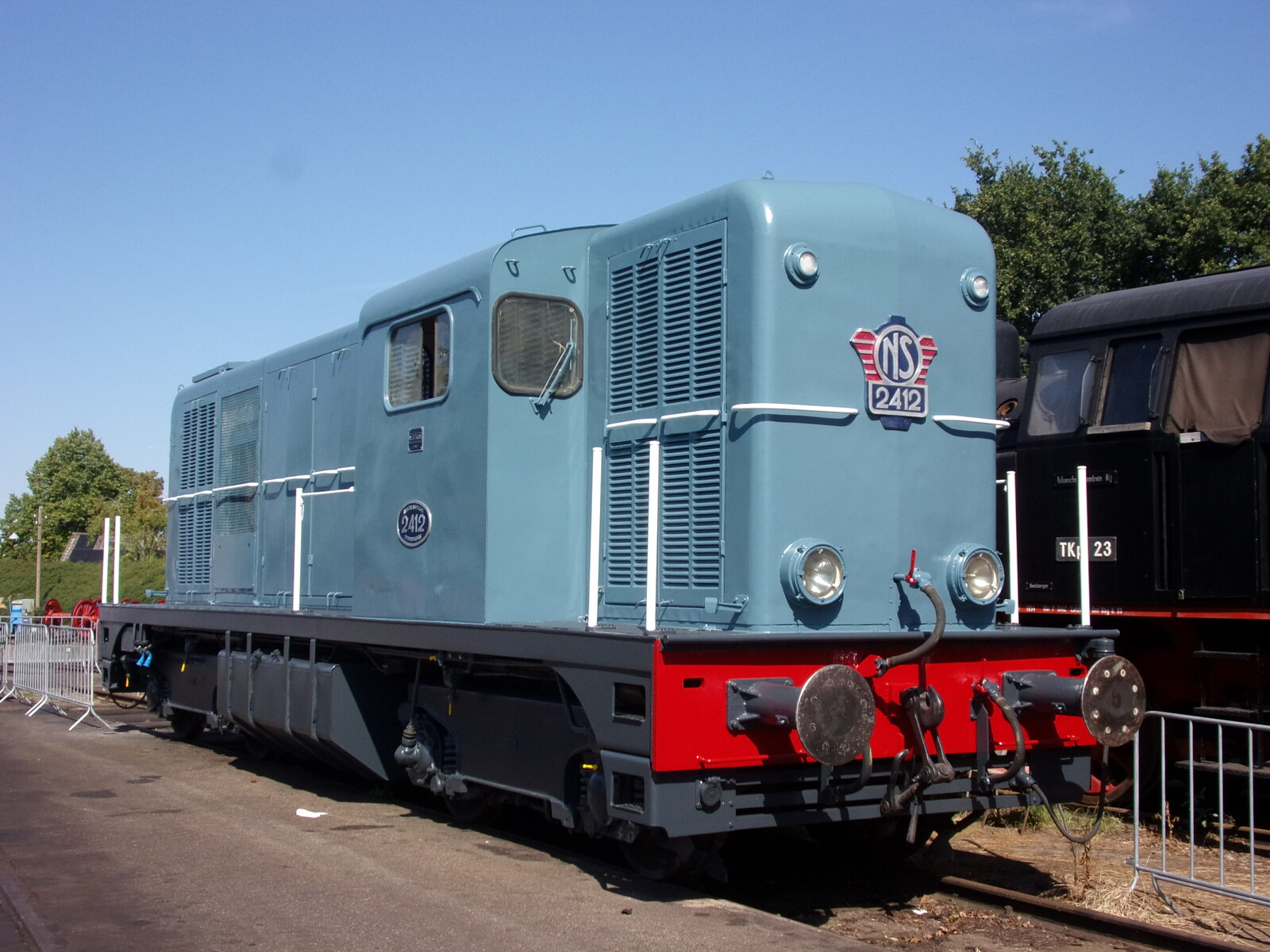 Nederlandse Spoorwegen 2412 - Spoor 1 / 1:32 by Beusekomse Baan ...