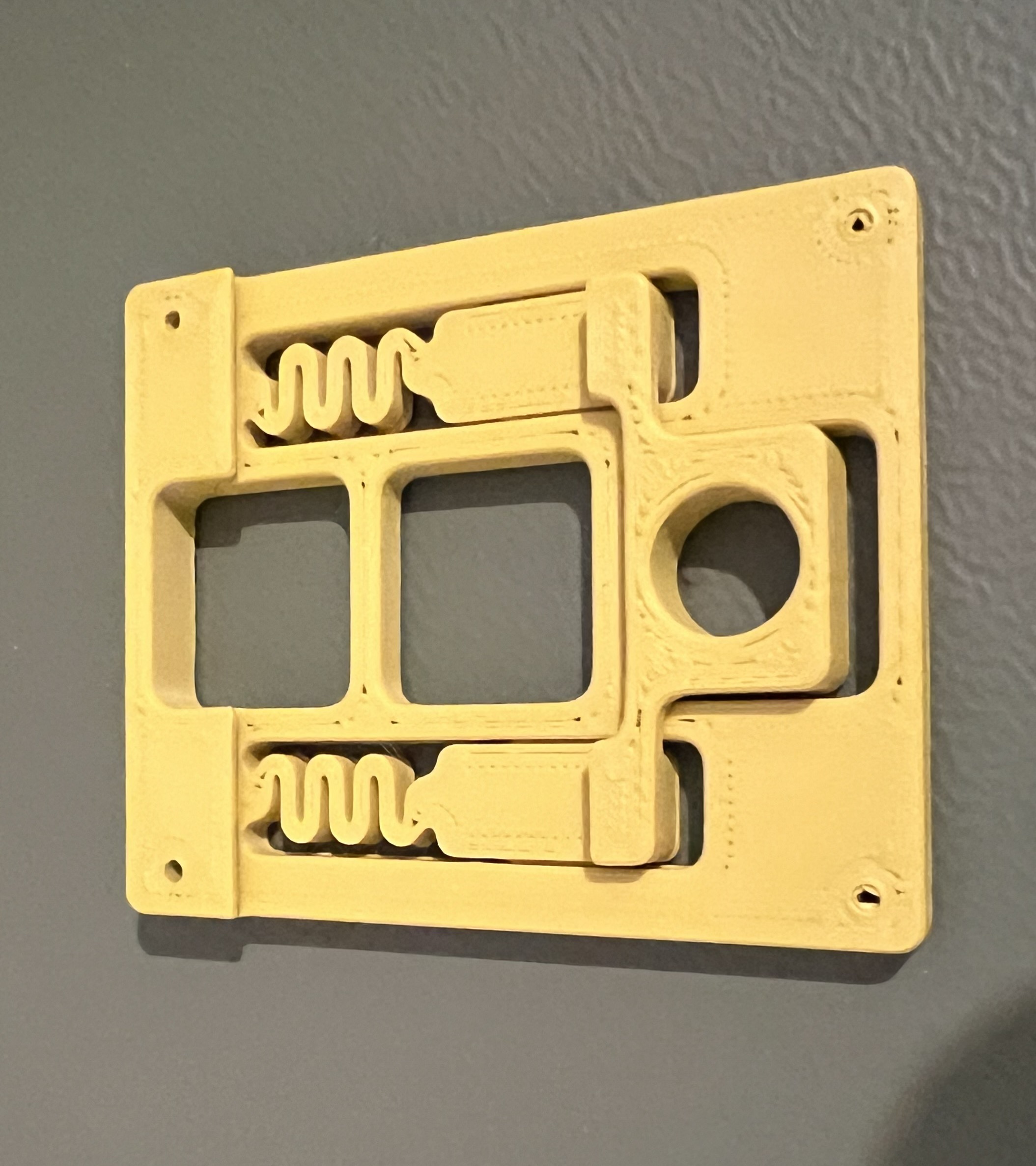 Low profile Raspberry Pi DIN Rail Mount w/ heat set inserts by UloPe ...