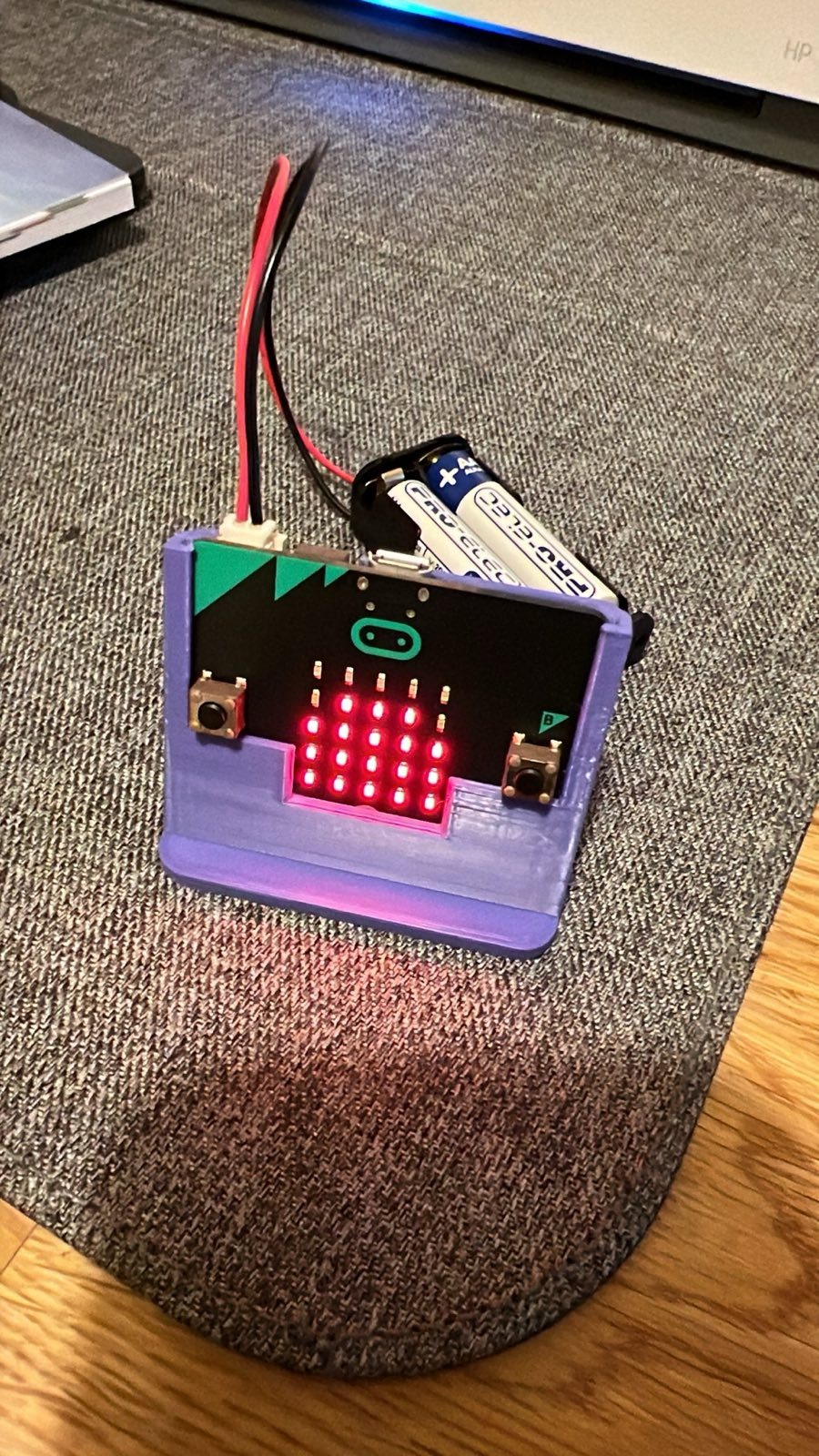 Micro.bit stand by GM5ALX | Download free STL model | Printables.com