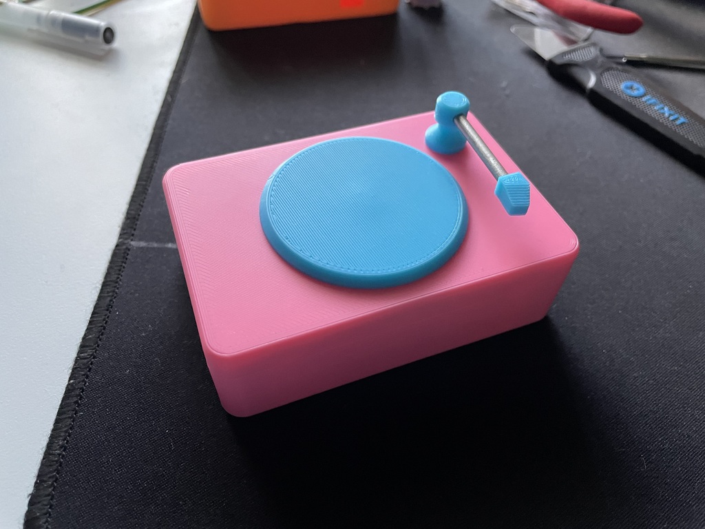 Raspberry Pi Record Player by jsinkers | Download free STL model ...