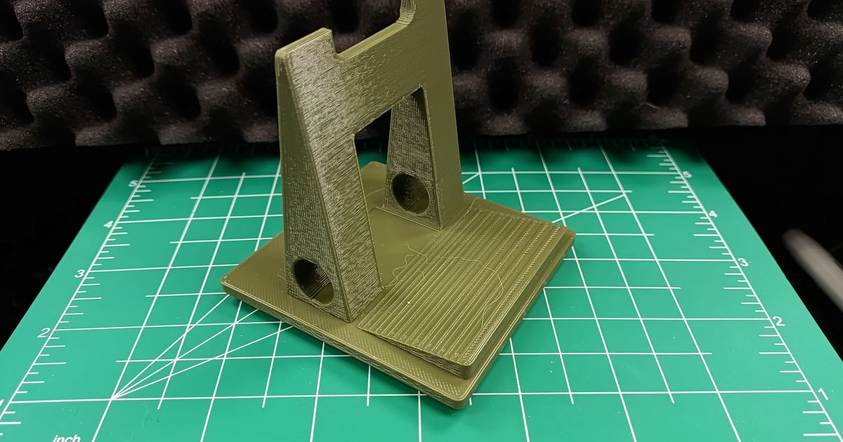 Universal Radio Desktop Stand Holder by Ryan-N2YQT | Download free STL ...