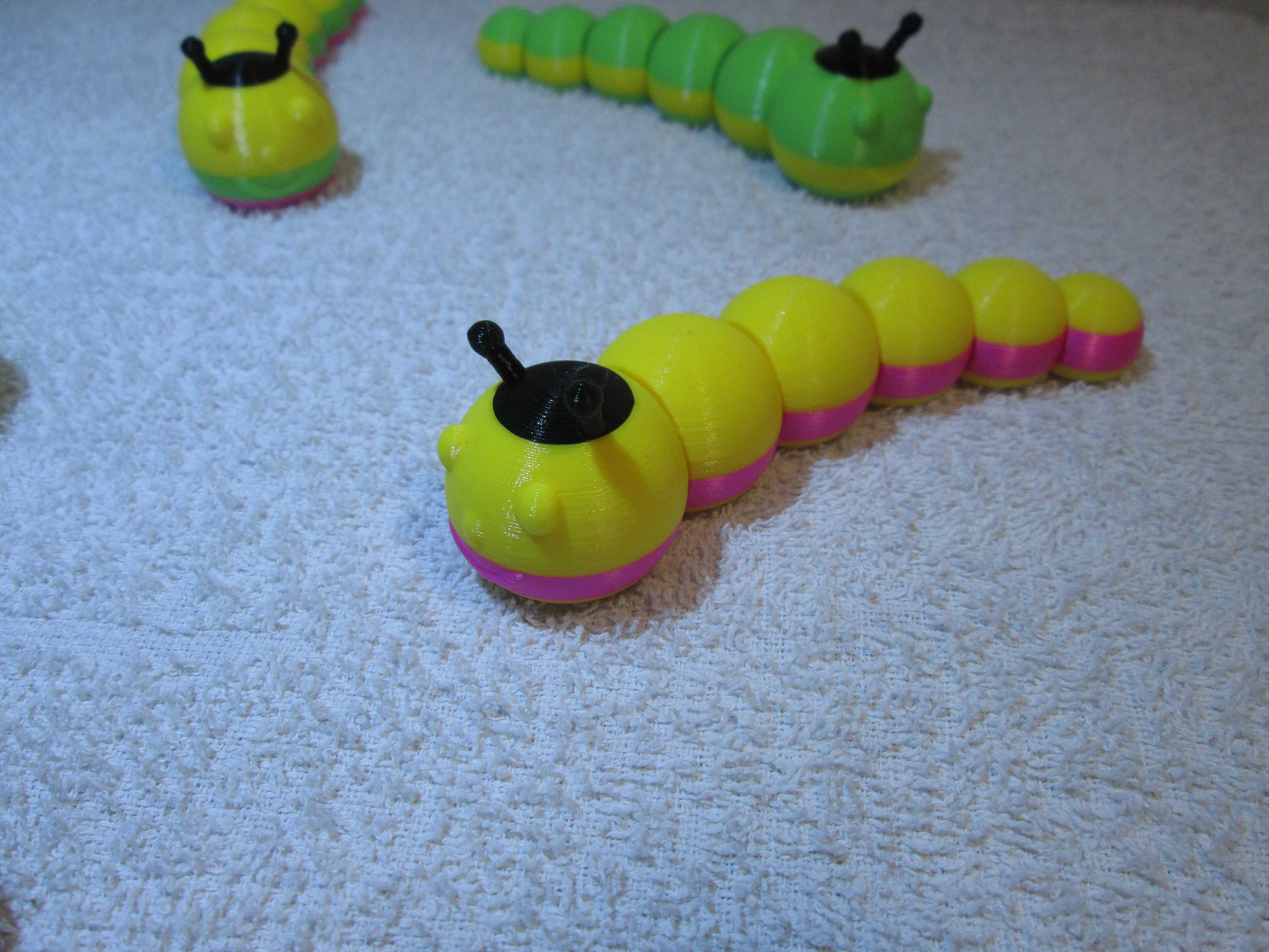 Flexible Caterpillar by MrHanjak | Download free STL model | Printables.com