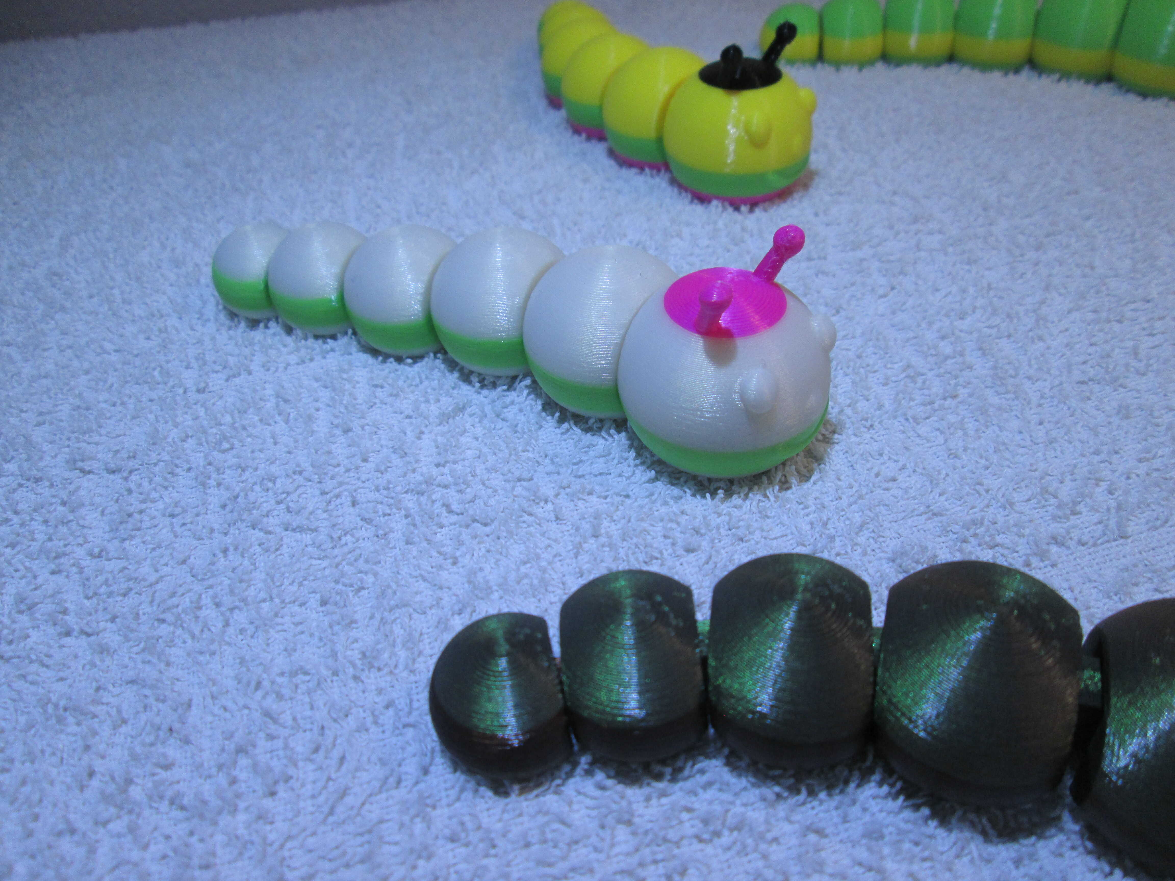 Flexible Caterpillar by MrHanjak | Download free STL model | Printables.com