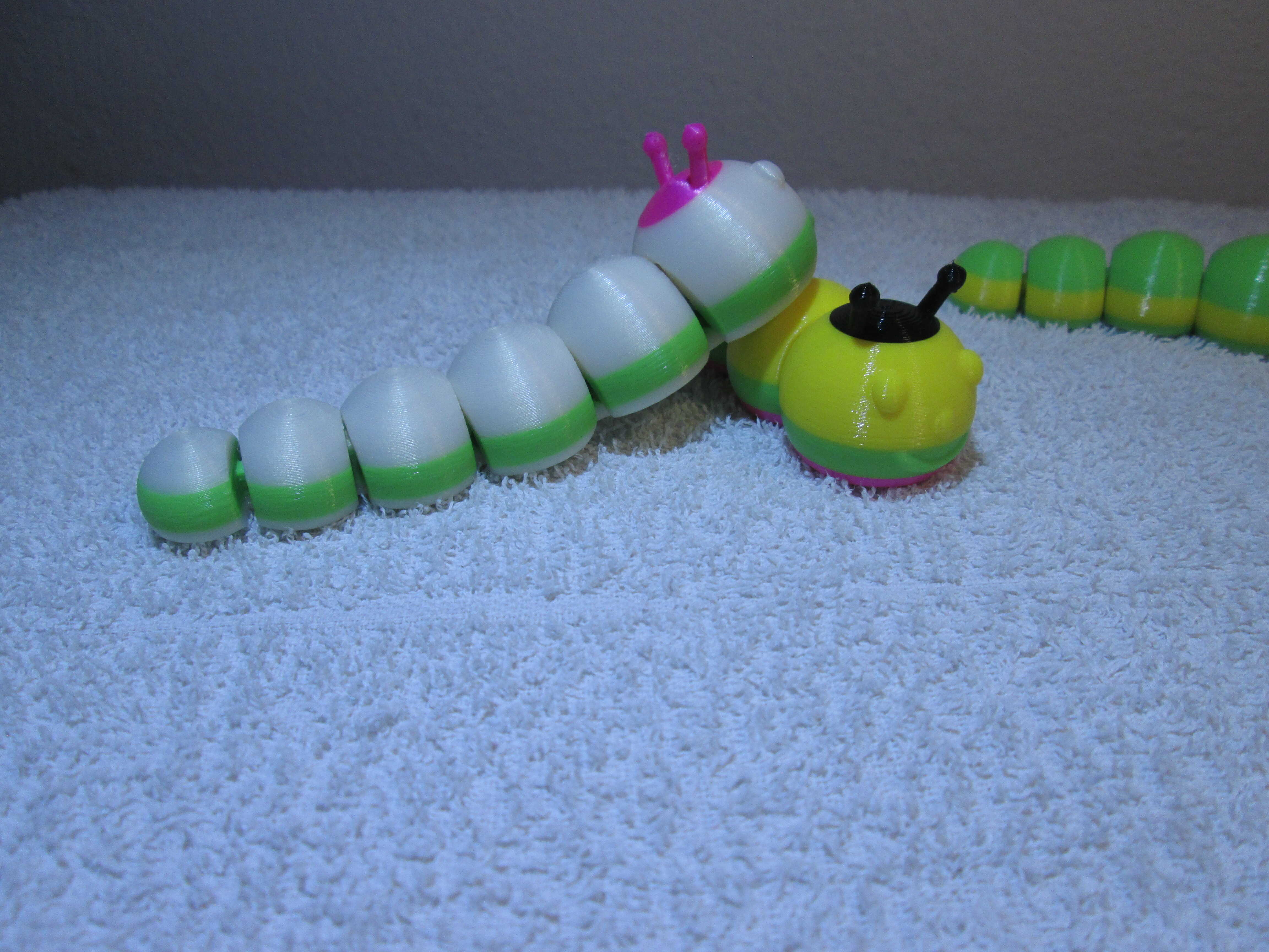 Flexible Caterpillar by MrHanjak | Download free STL model | Printables.com