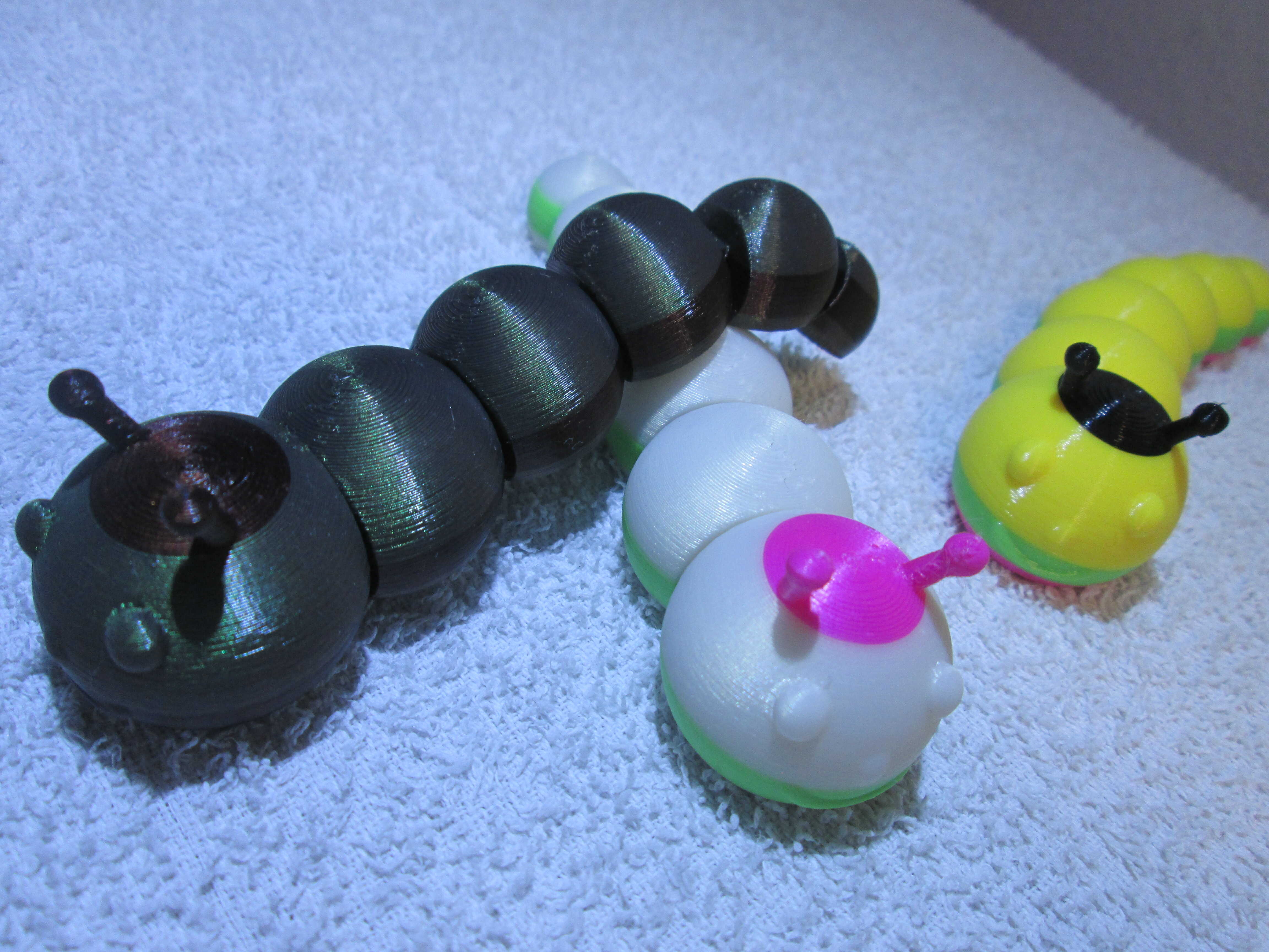Flexible Caterpillar by MrHanjak | Download free STL model | Printables.com