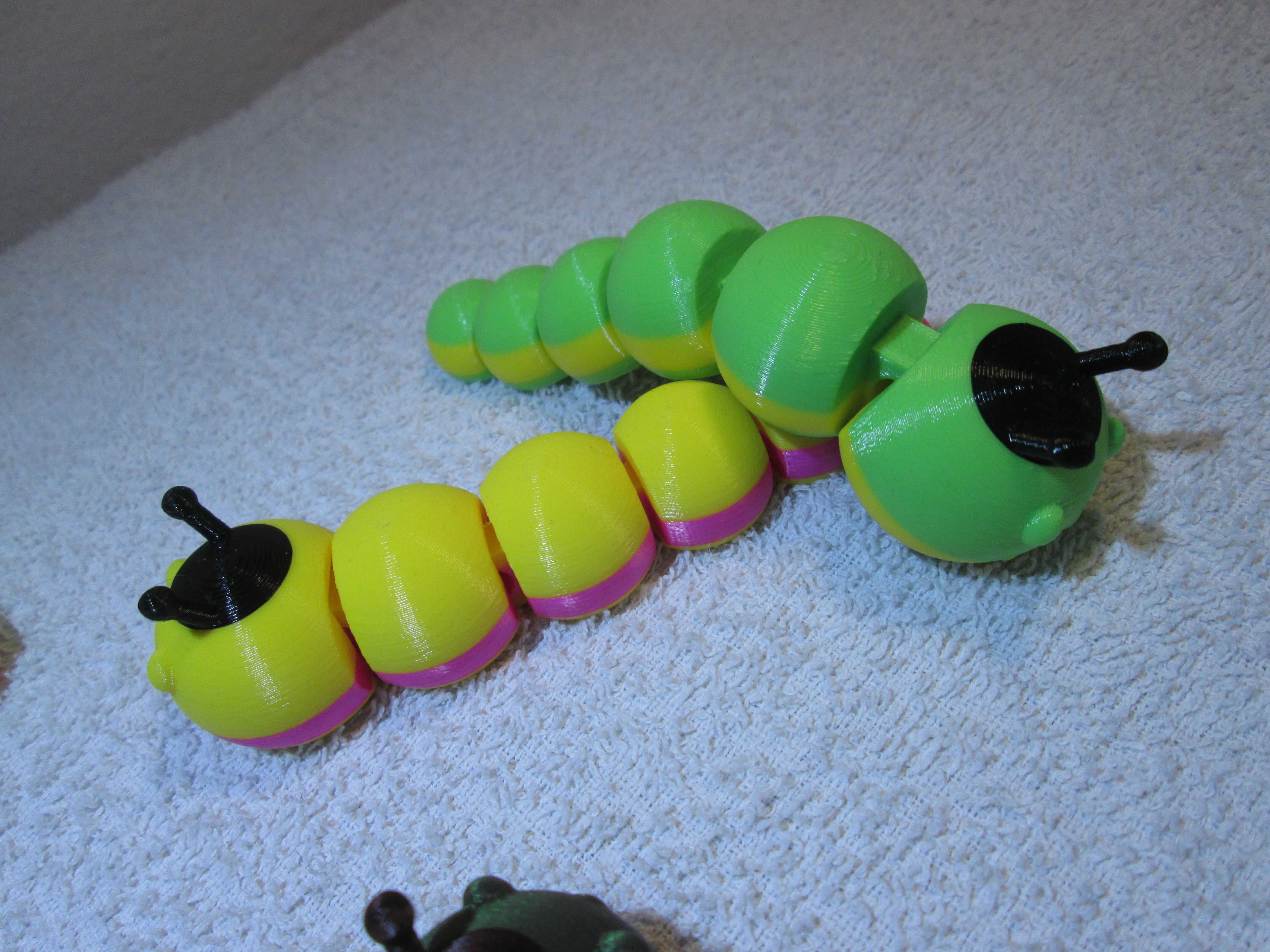 Flexible Caterpillar by MrHanjak | Download free STL model | Printables.com