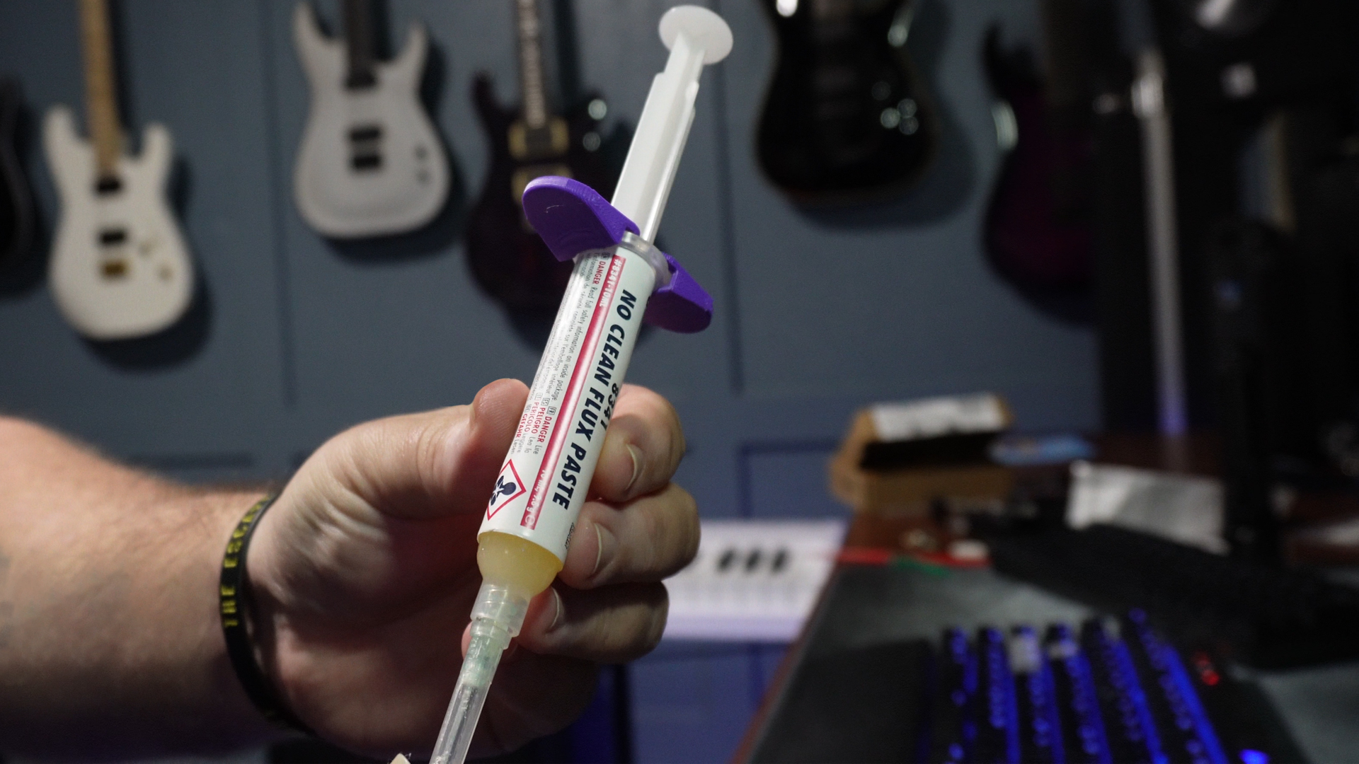 Flux Syringe Flange Extender/Plunger Keeper by Avel | Download free STL ...