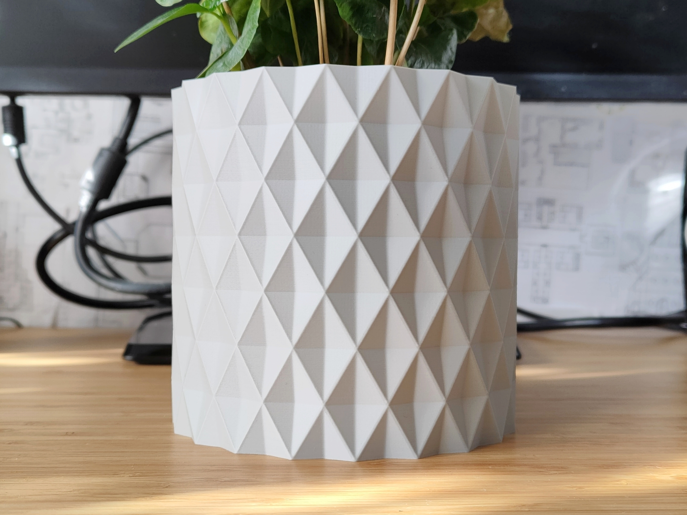 Rhombus Plant pot and Planter - Vase mode design by SASSy Design ...