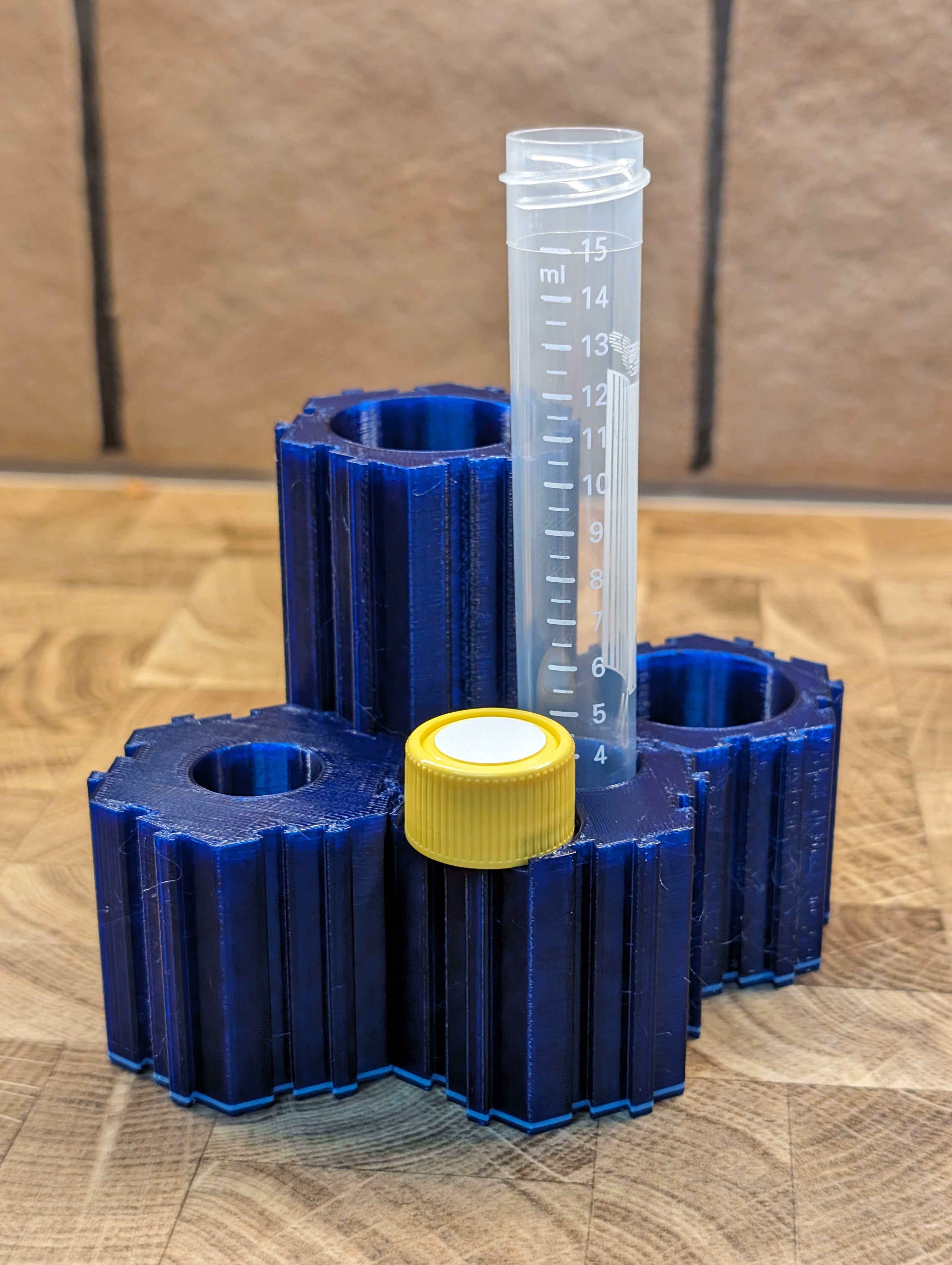 Modular Lab Bench Stands/Holders for Tubes and More por PMF | Descargar ...