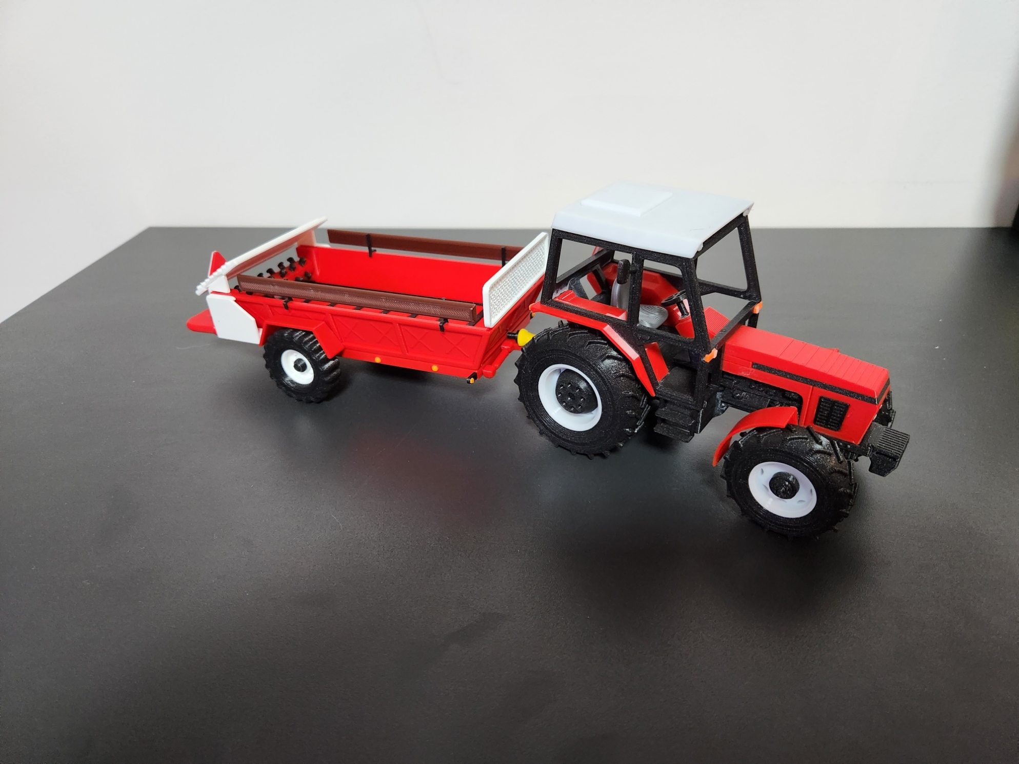 Manure spreader RUR 5 por Bažus | Descargar modelo STL gratuito ...
