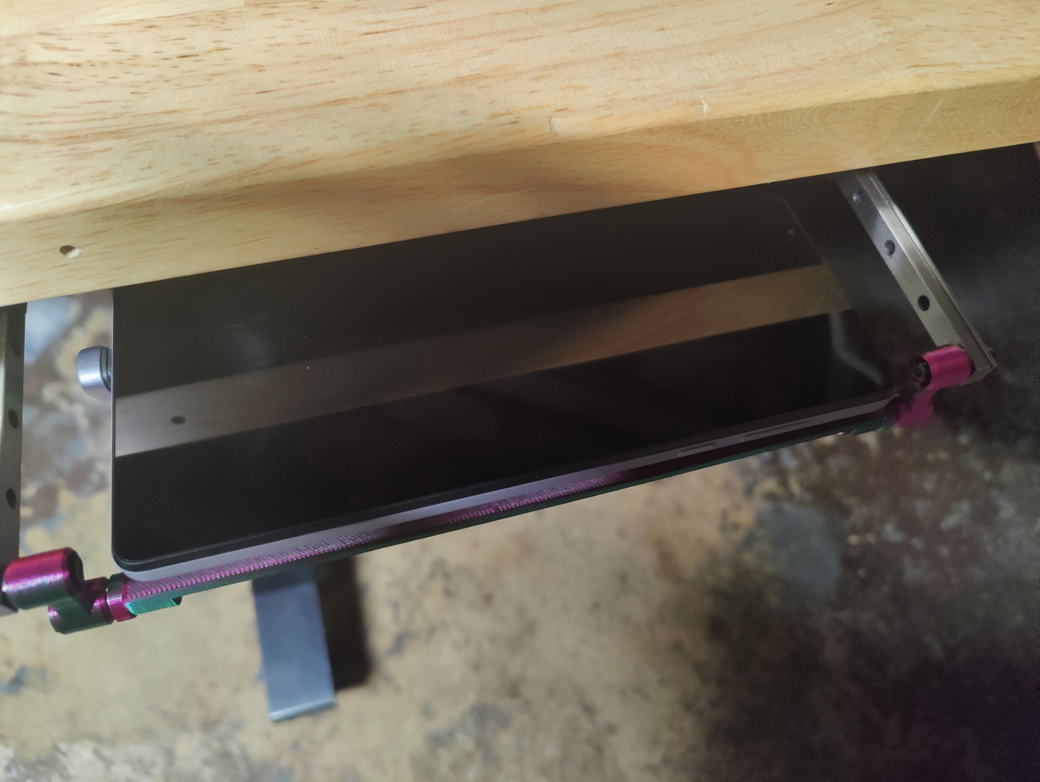 Tablet Slide by Tom Scofield | Download free STL model | Printables.com