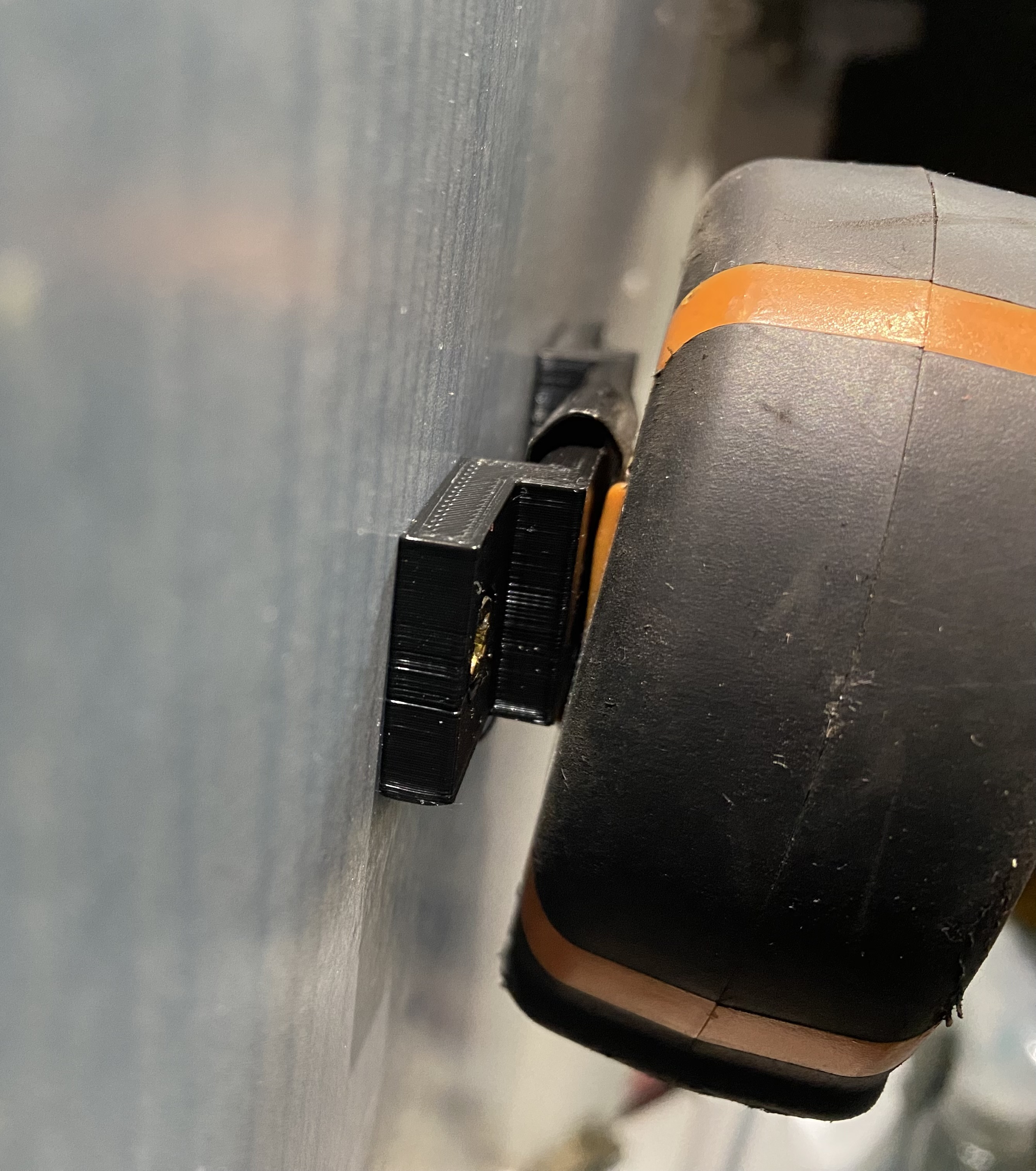 Simple Tape Measure Mount by Damian | Download free STL model ...