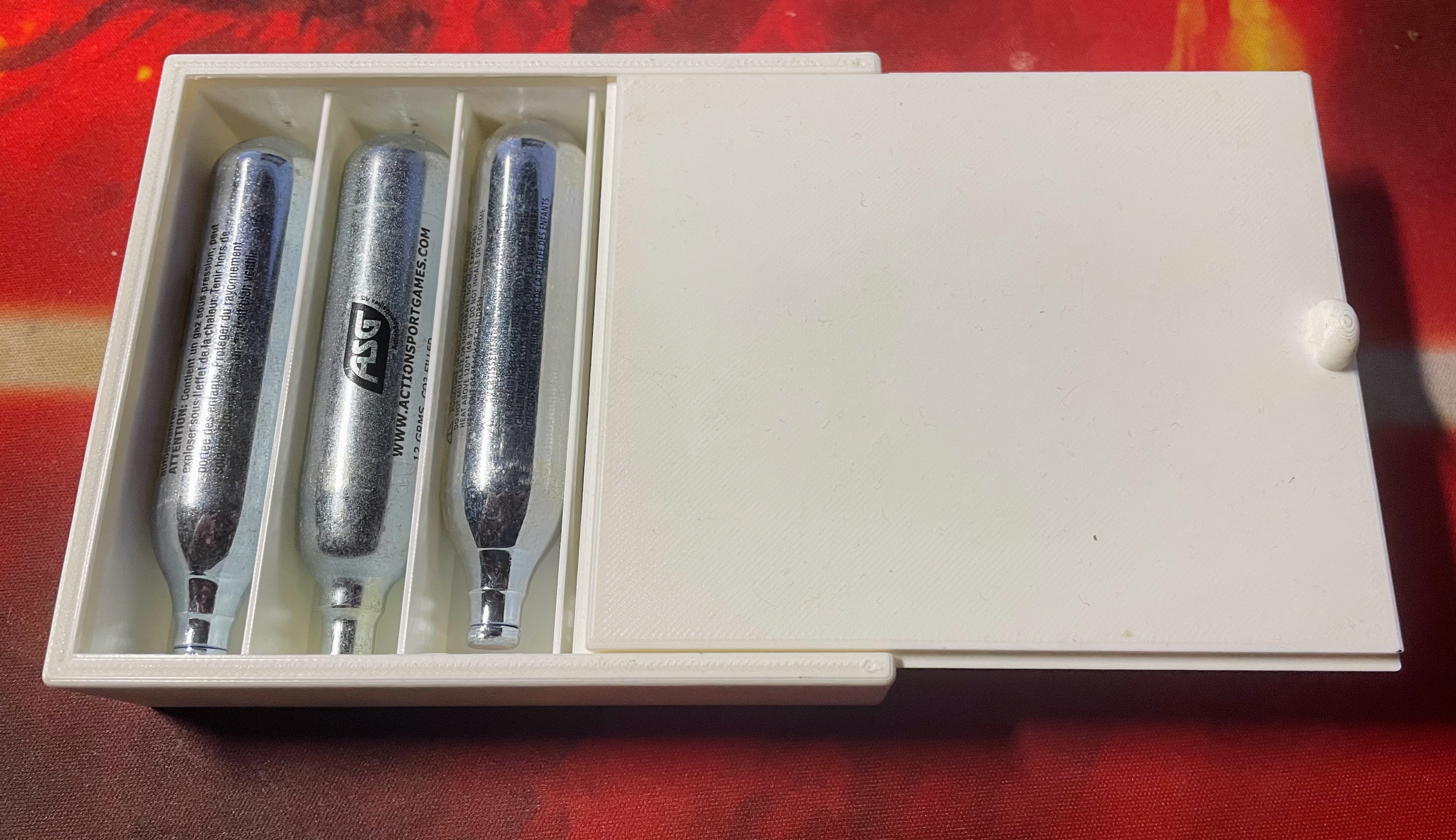Box with cover for 5 pieces CO2 12mg by VinceCZ | Download free STL ...