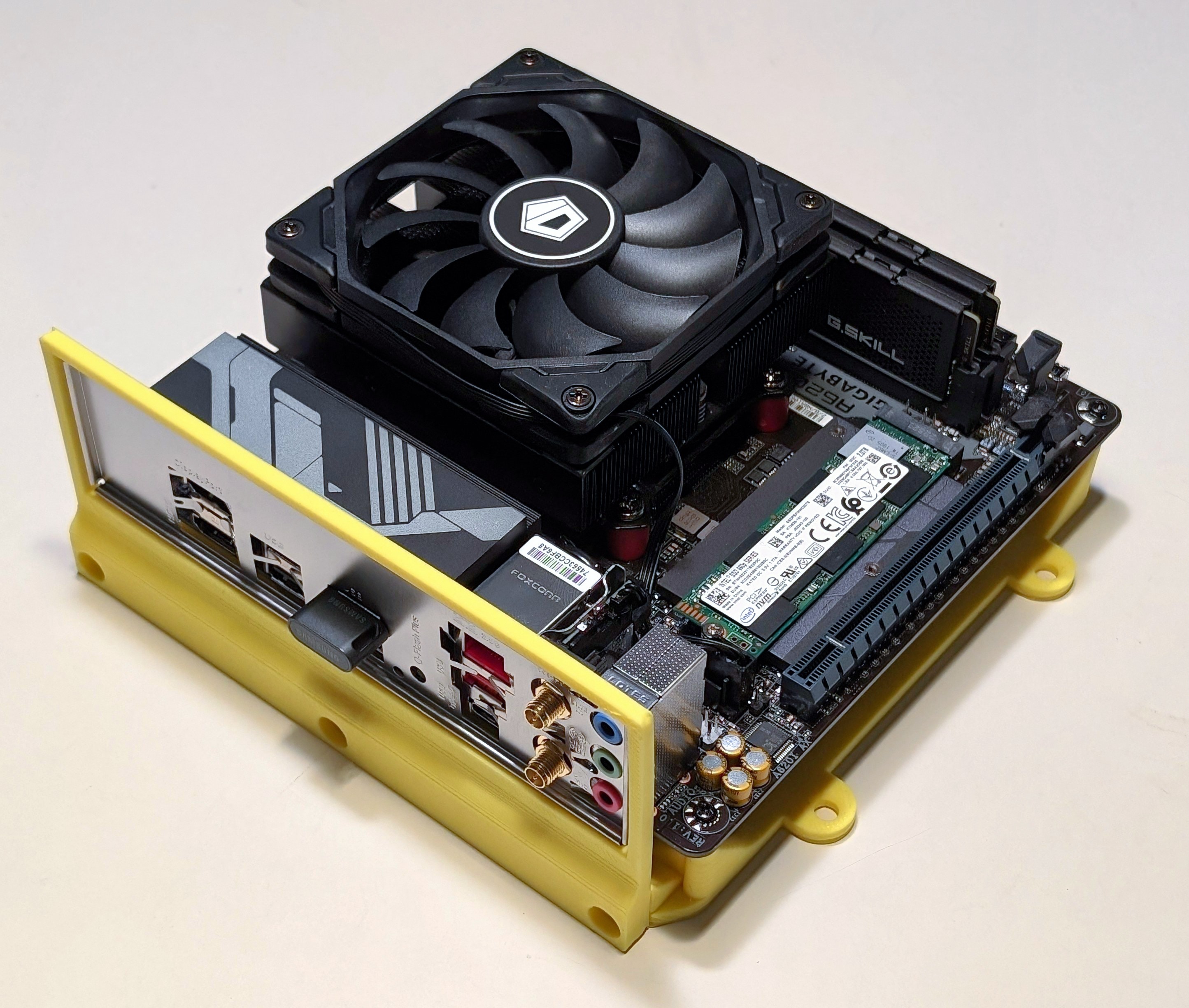 Mini ITX por DrewDeeDoo | Descargar modelo STL gratuito | Printables.com