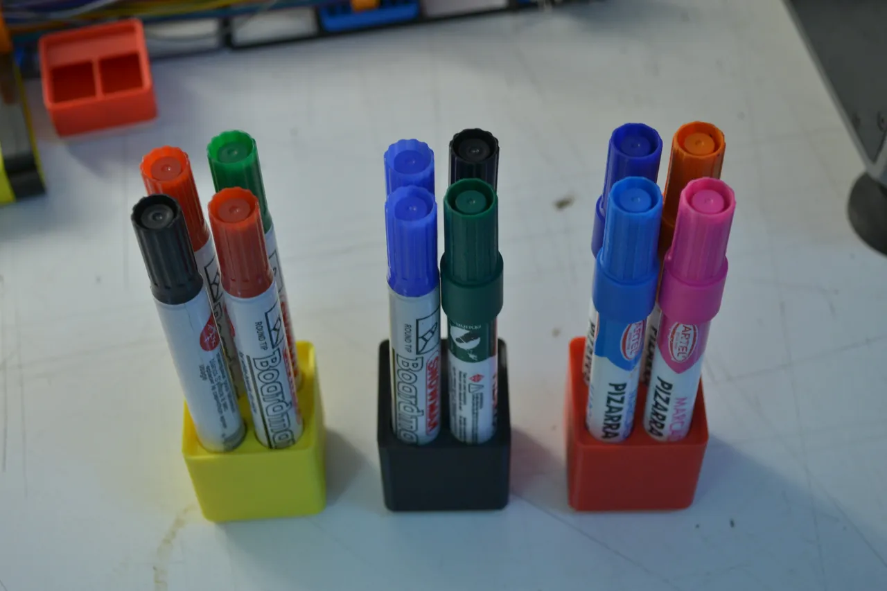 Gridfinity 1x1 Whiteboard Marker Holder by kristoff | Download free STL ...