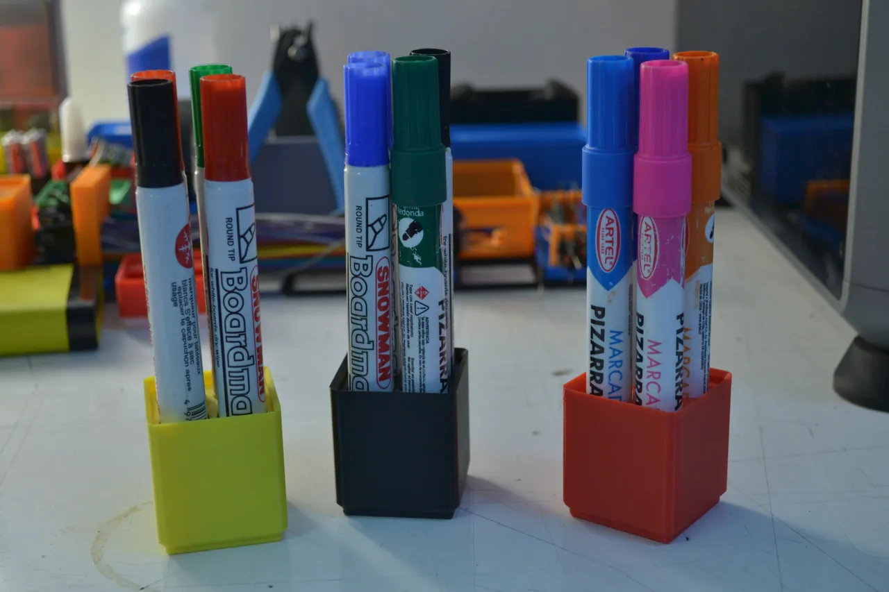 Gridfinity 1x1 Whiteboard Marker Holder by kristoff | Download free STL ...