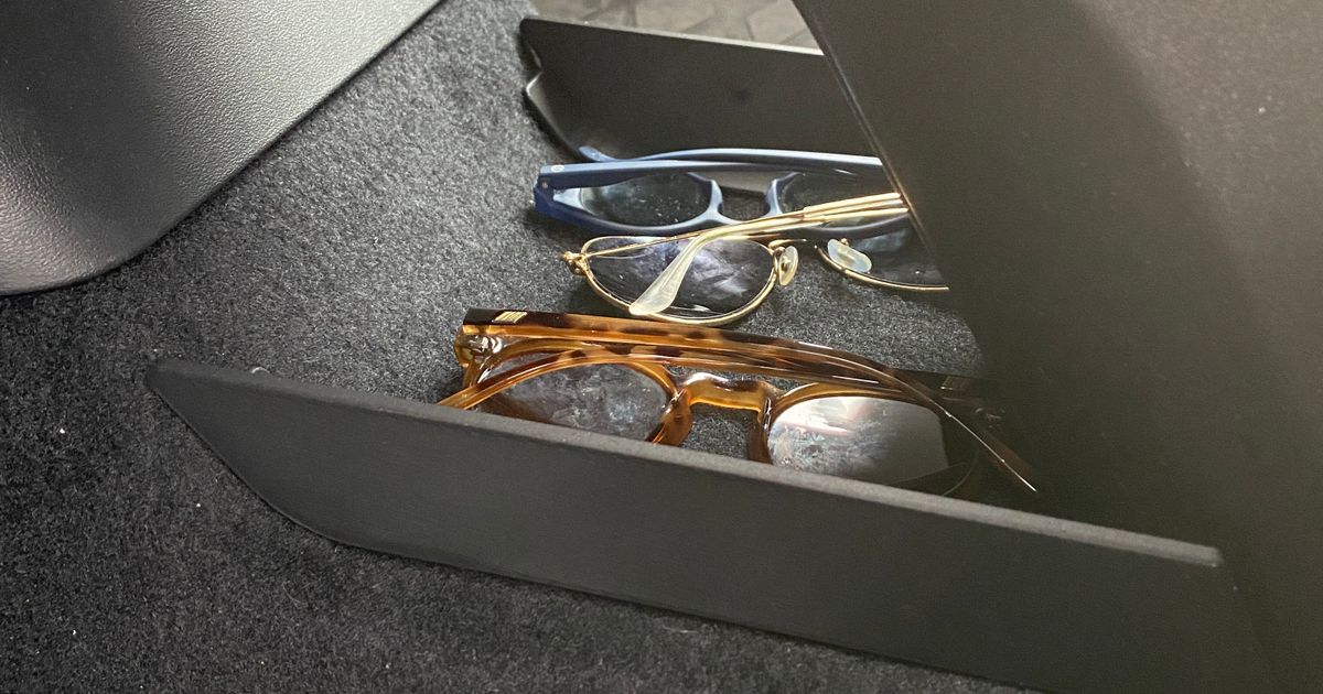 VW ID 4 center console walls by hakotorg | Download free STL model ...