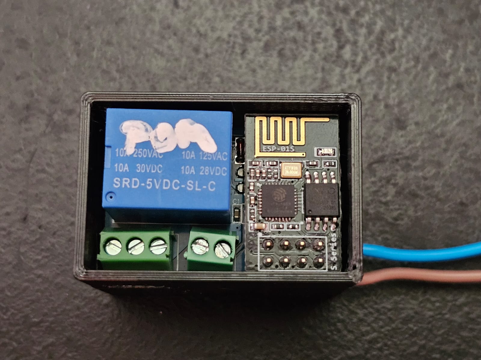 ESP01 Wifi Relay Housing da Rodrigo Martinez | Scarica il modello STL ...