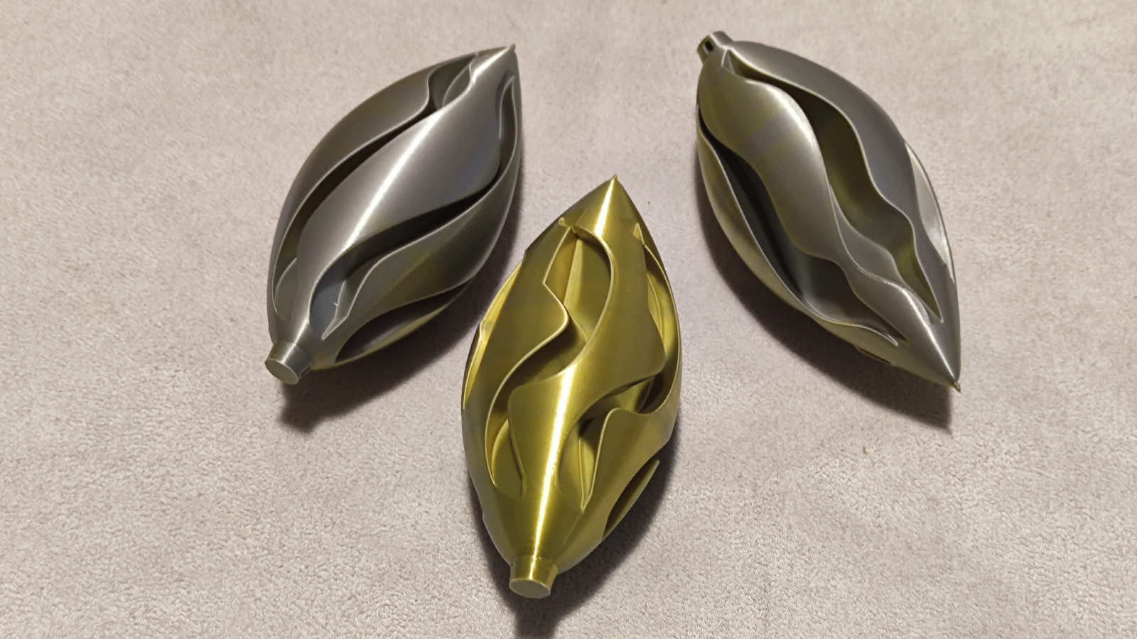 5 Christmas baubles with 5 variations and integrated ornament cap by ...
