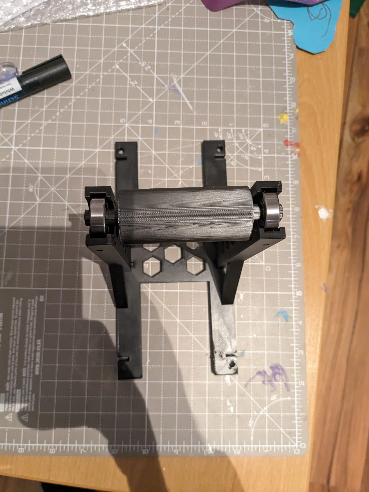 Filament roll holder by Avibot_Manufacturing | Download free STL model ...