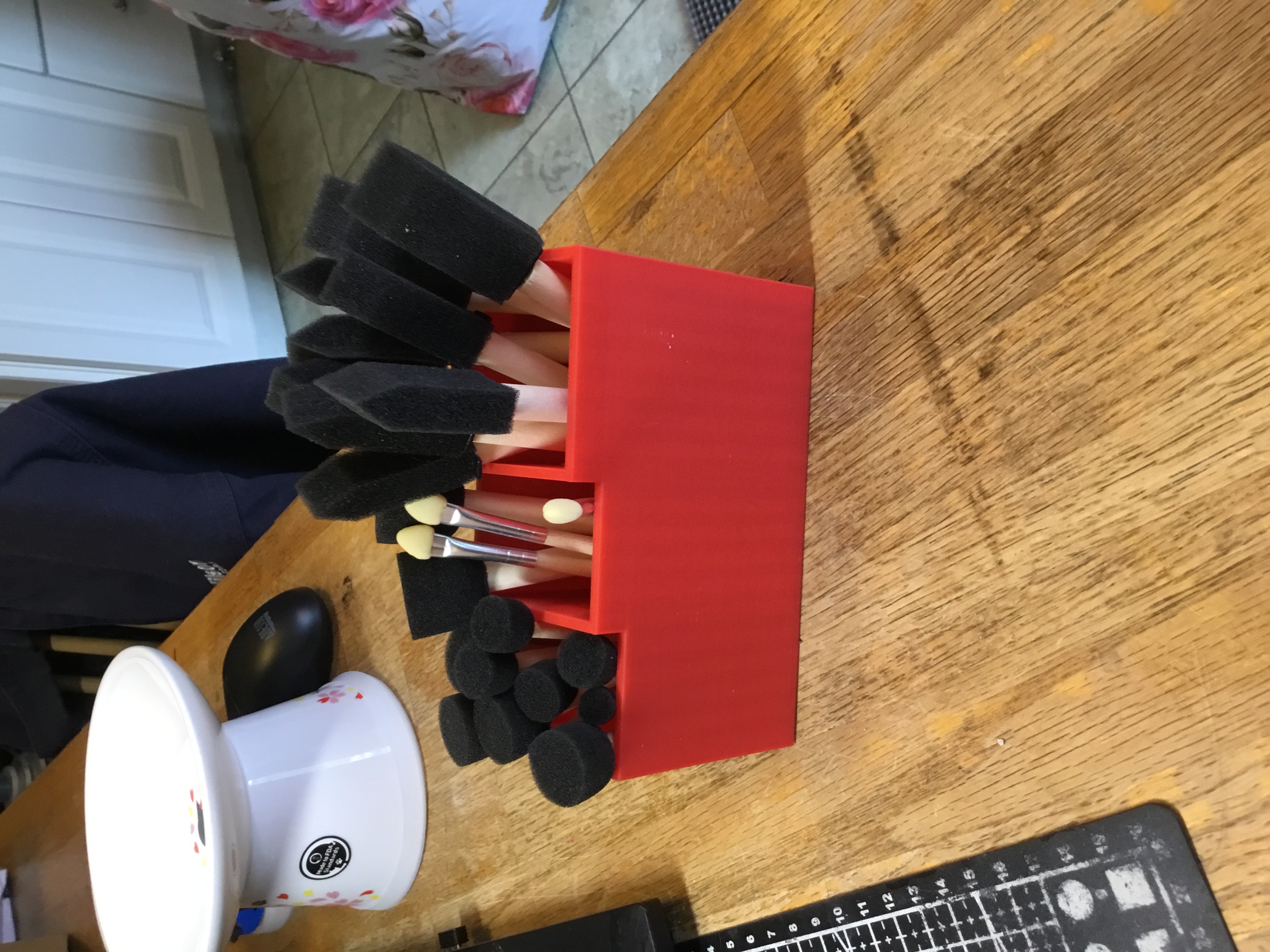 Brush holder by Bill McQuerry | Download free STL model | Printables.com