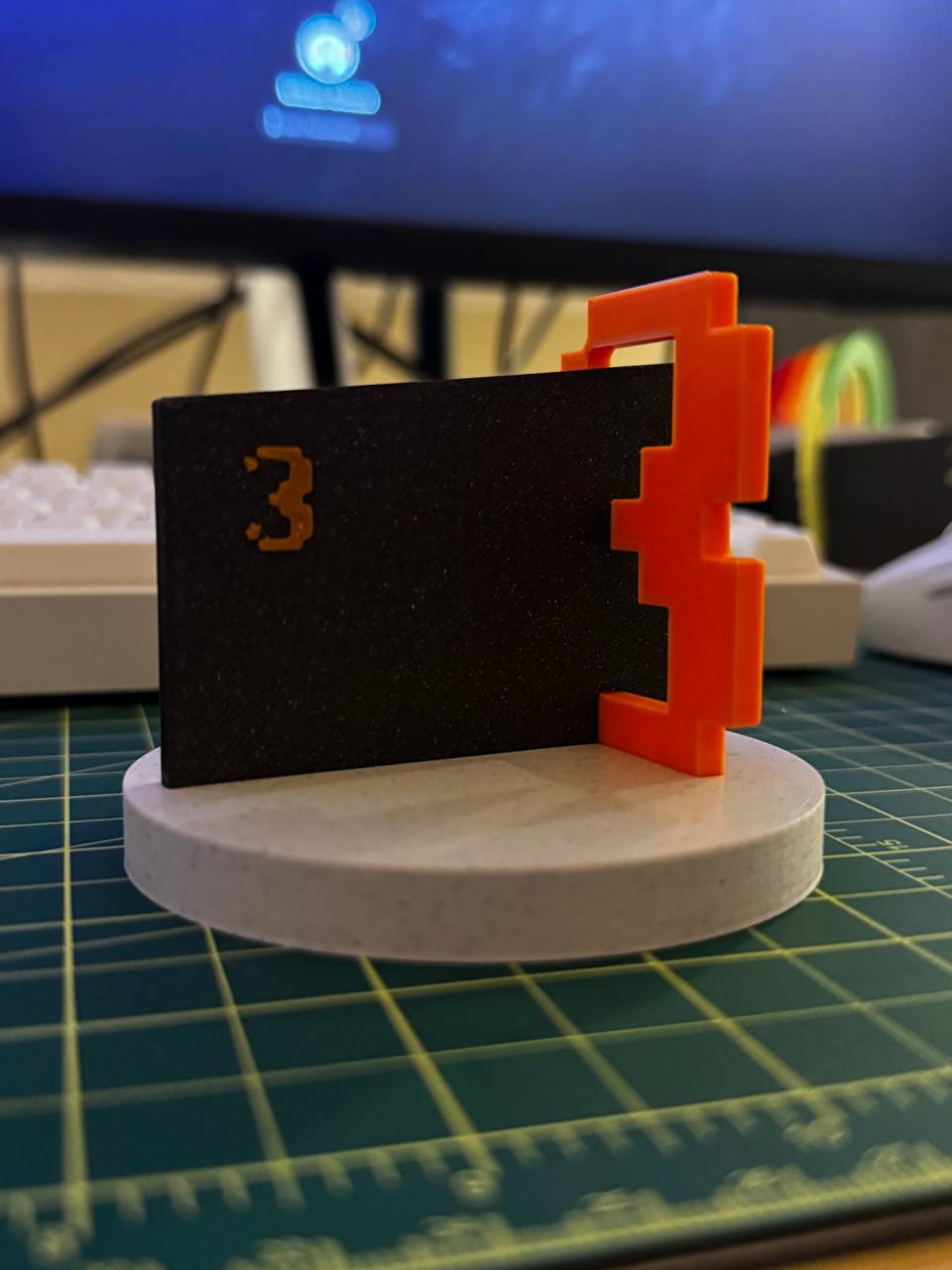 Apple 3 Infinite Loop Sign with Raised Text by William | Download free ...