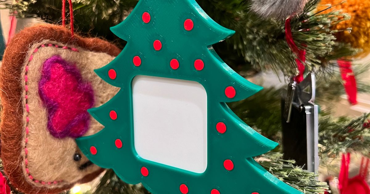 Christmas Tree Photo Frame 2"x2" Ornement for Your Tree by QuadView ...